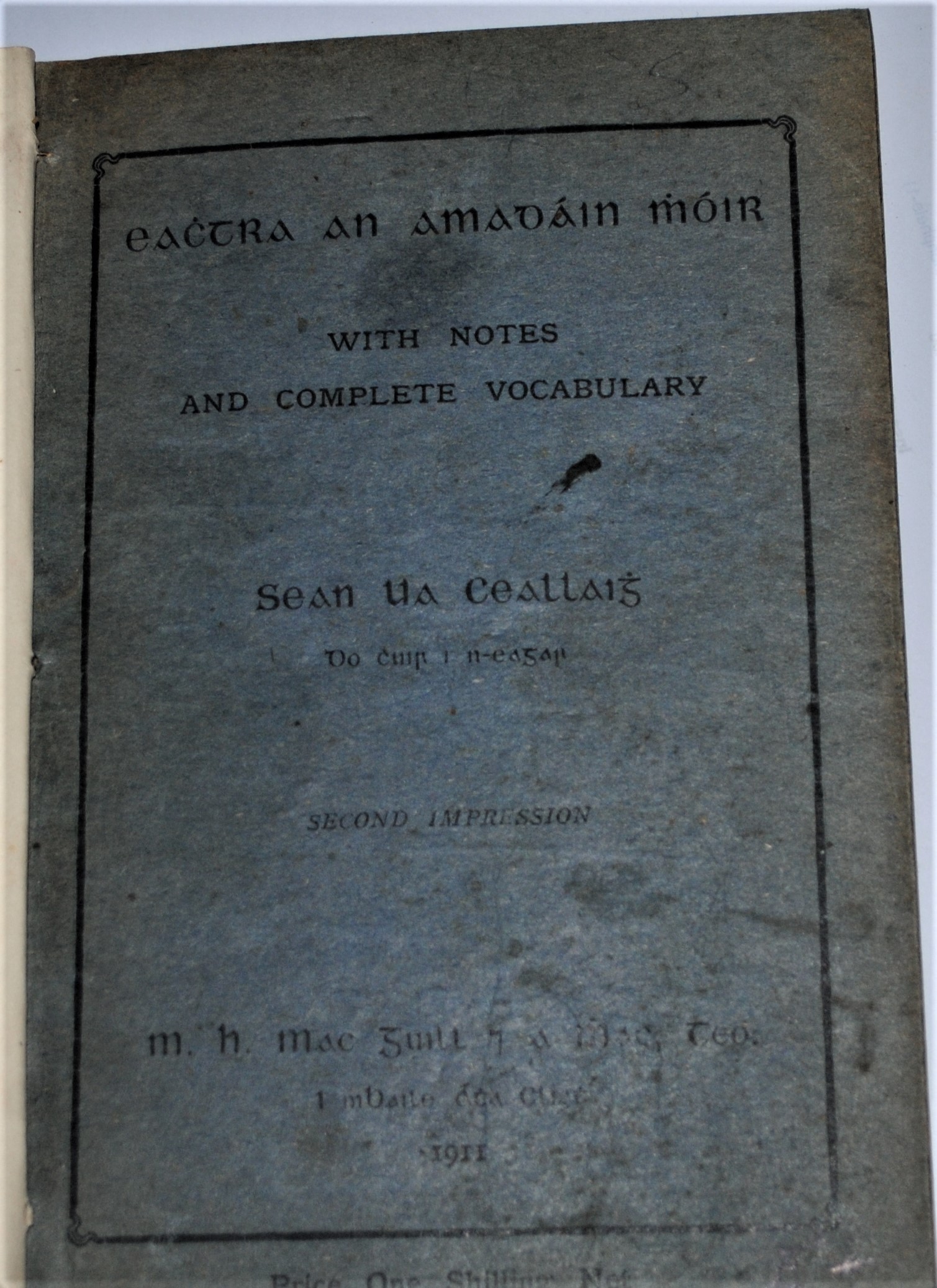 EACHTRA AN AMADÁIN MHÓIR by SEÁN UA CEALLAIGH: Very Good Hardcover ...
