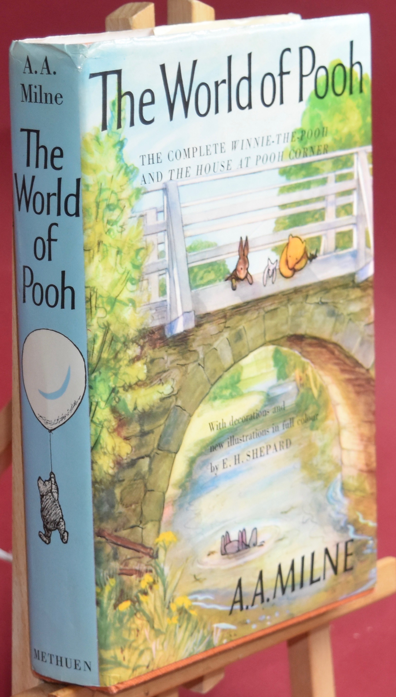 The World of Pooh. The Complete Winnie-the-Pooh and The House at Pooh ...