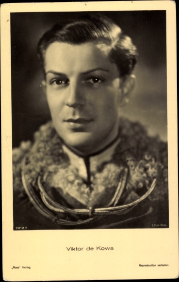 Ansichtskarte / Postkarte Schauspieler Viktor de Kowa, Portrait, Des Teufels General, Ross ...