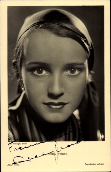 Ansichtskarte Postkarte Schauspielerin Dolly Haas Portrait Autogramm Manuskript