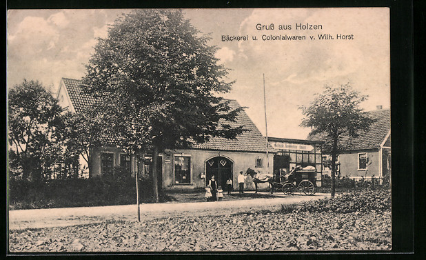 Ansichtskarte Holsen / Bünde, Bäckerei und Colonialwarengeschäft von ...