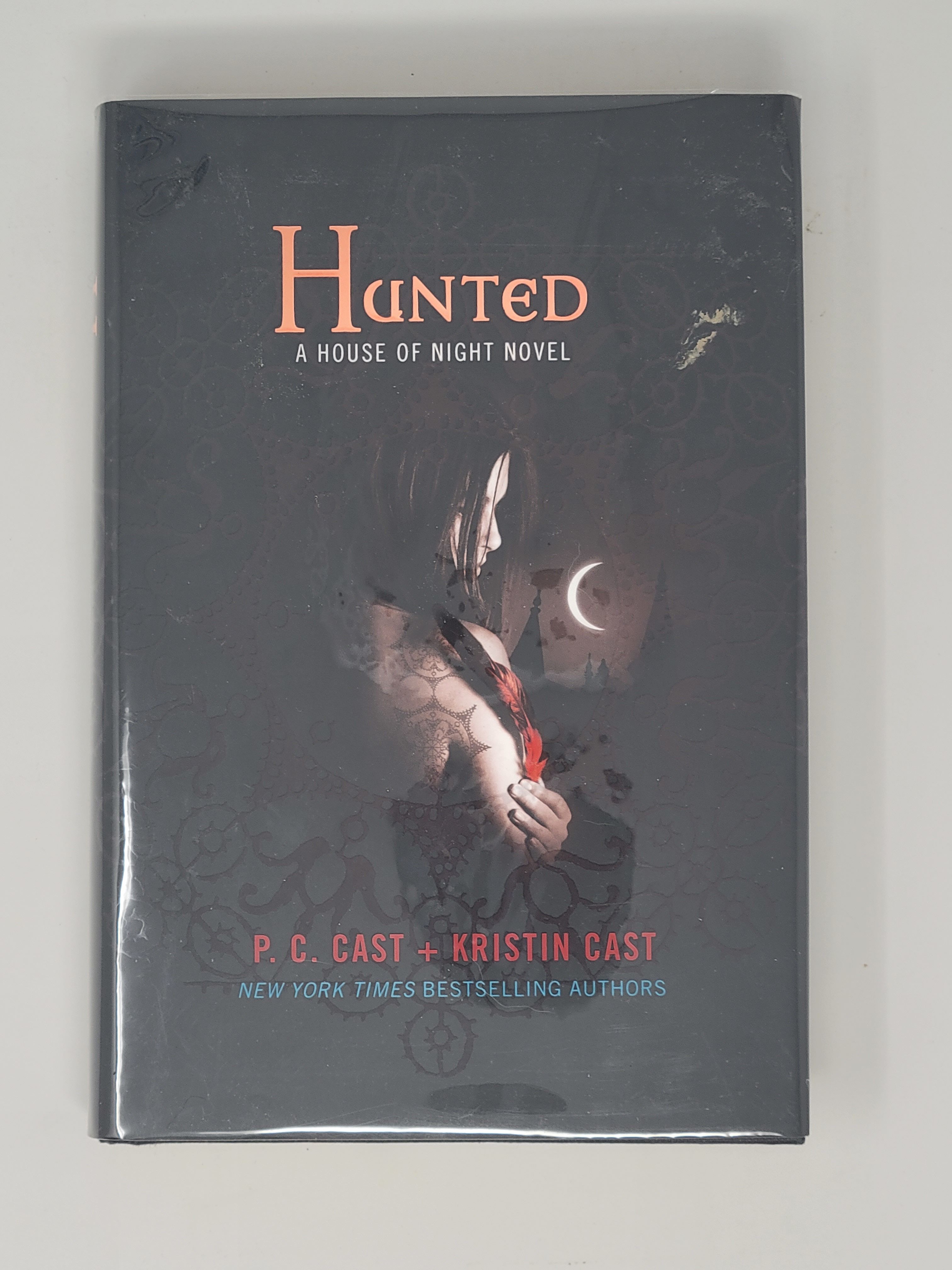 Hunted (House of Night, Book 5) by Cast, P. C.; Cast, Kristin: Near ...