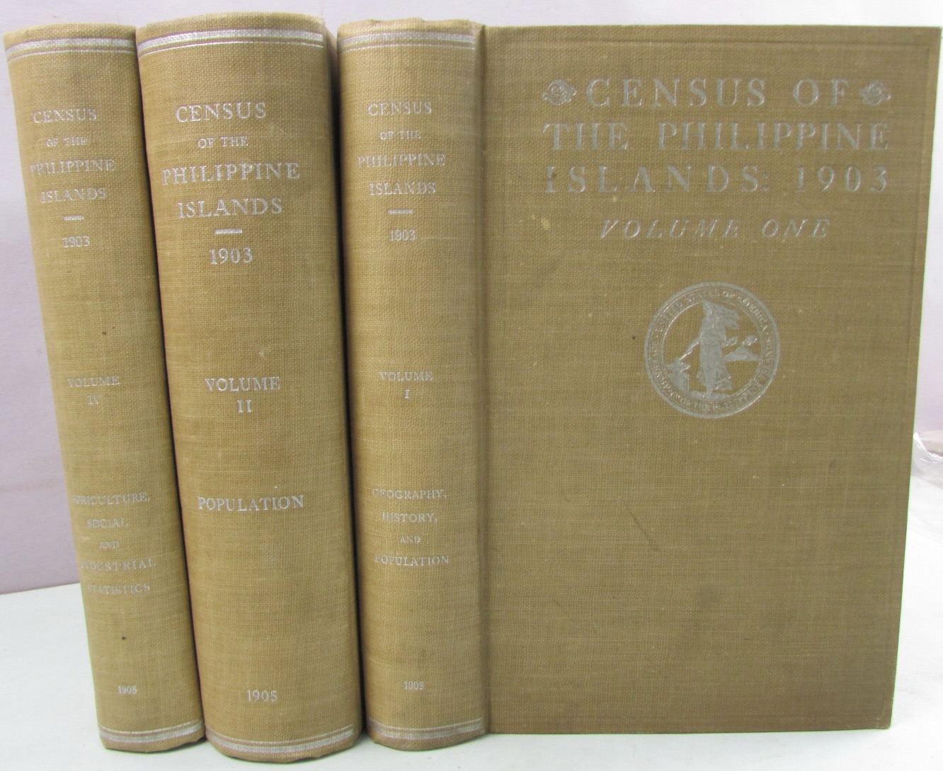Census of the Philippine Islands Taken under the Direction of the ...