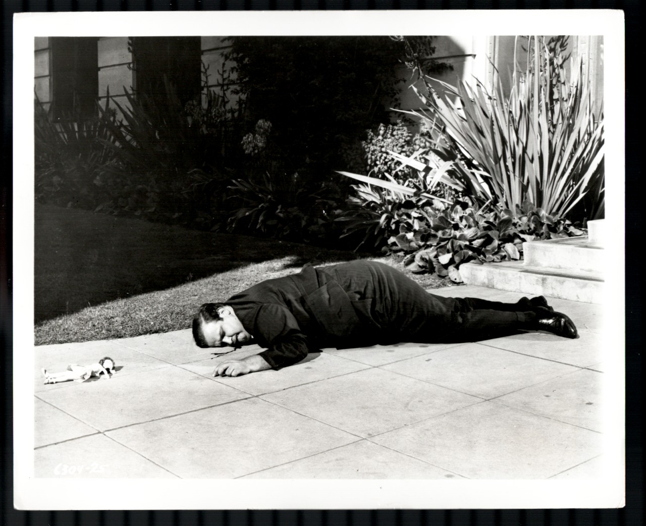 Strangler 8x10 Still Victor Buono Horror: (1964) Photograph | DTA ...
