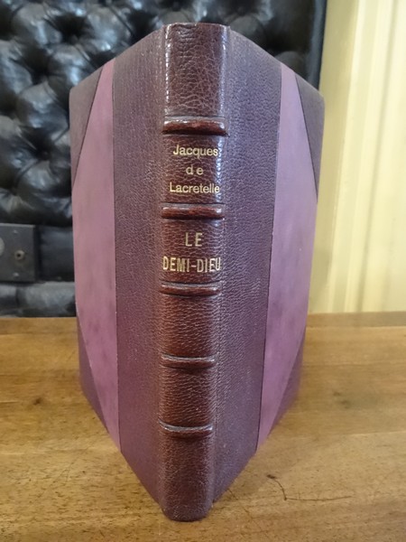 Le Demi-Dieu ou le voyage de Grèce. by Lacretelle, Jacques de.: Très ...