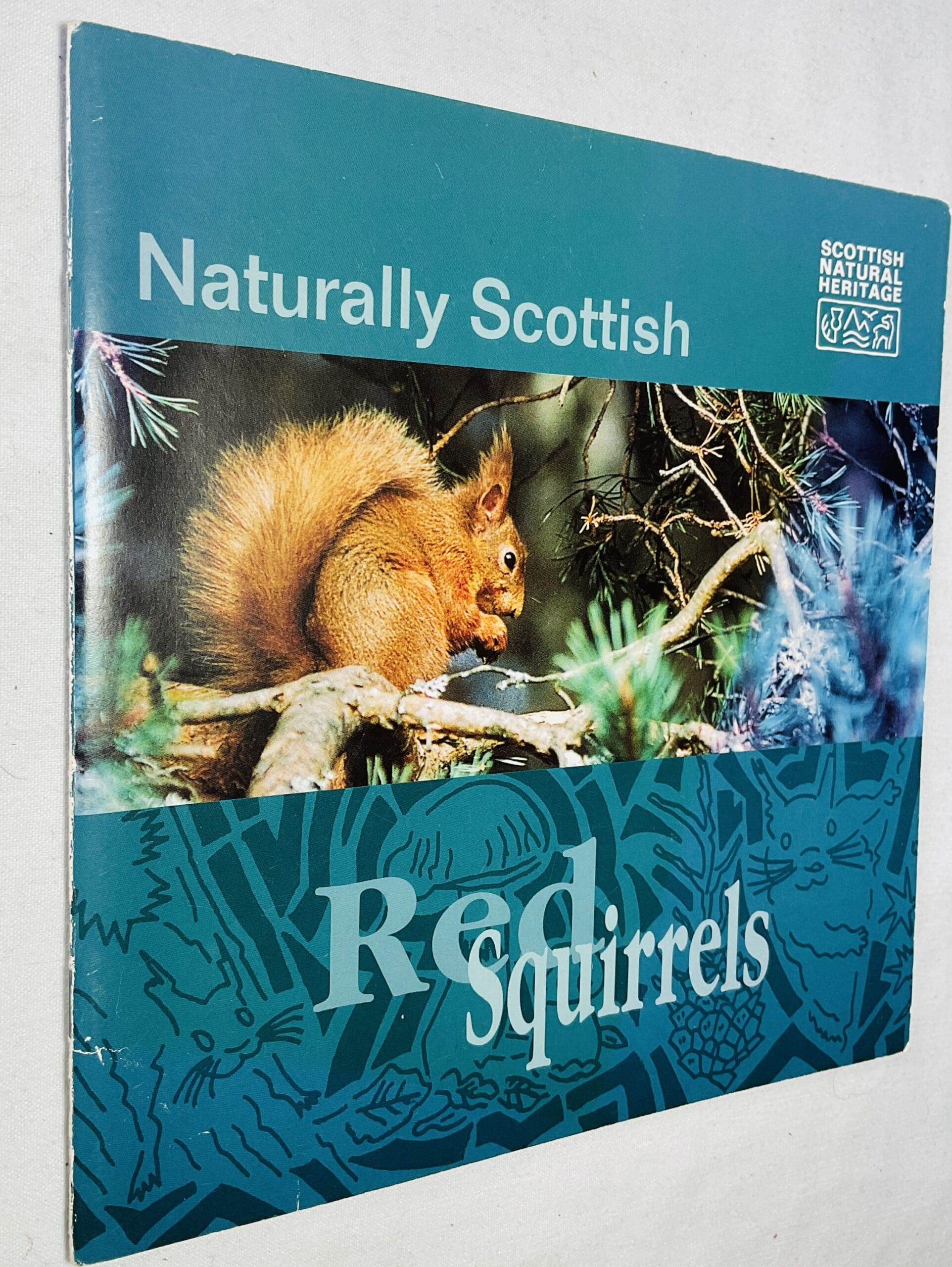 Red Squirrels [Naturally Scottish] by LURZ, Peter: (2010) First Edition ...