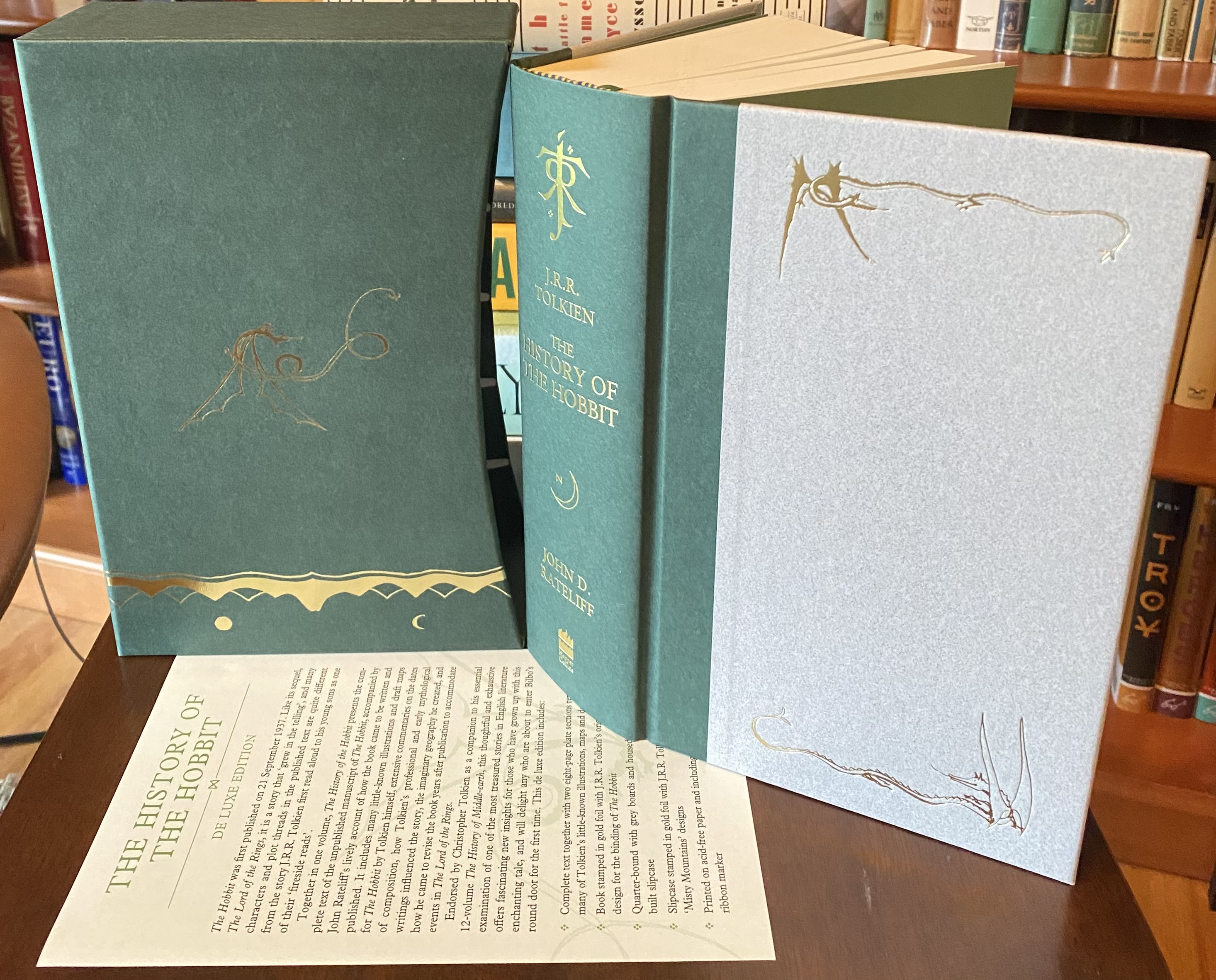 The History of the Hobbit (De Luxe Edition) by Rateliff, John D ...