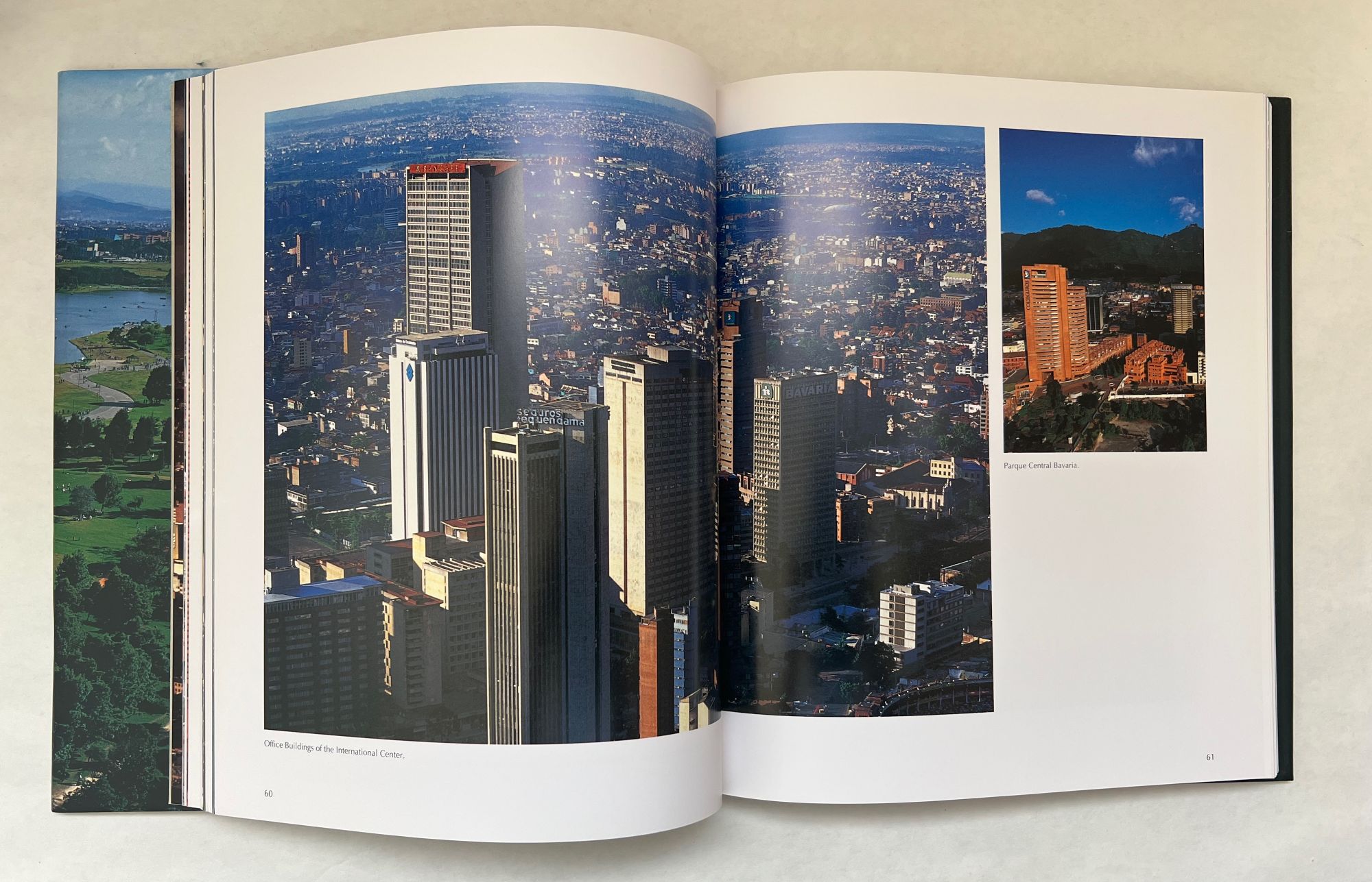 Bogot? From the Air; Direction, design and editing, Benjam?n Villegas ...