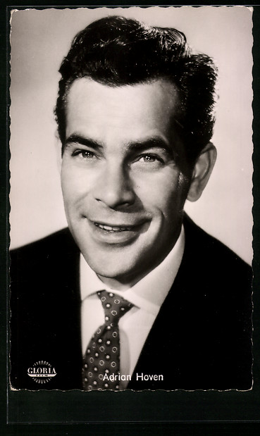 Ansichtskarte Schauspieler Adrian Hoven mit sympathischem Lächeln ...