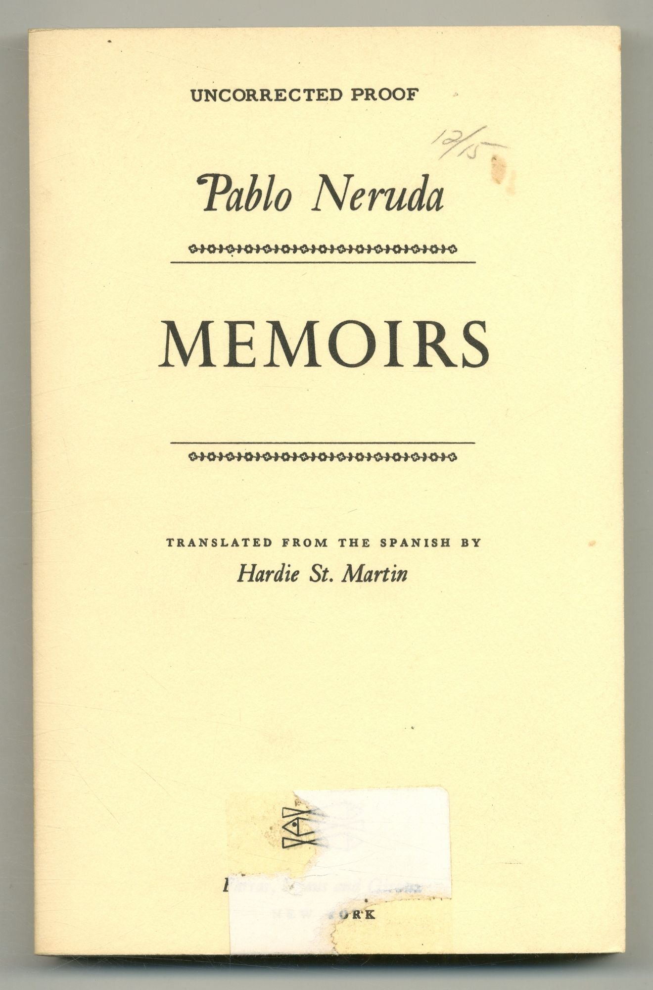 Memoirs de NERUDA, Pablo: Near Fine Softcover (1977) | Between the ...