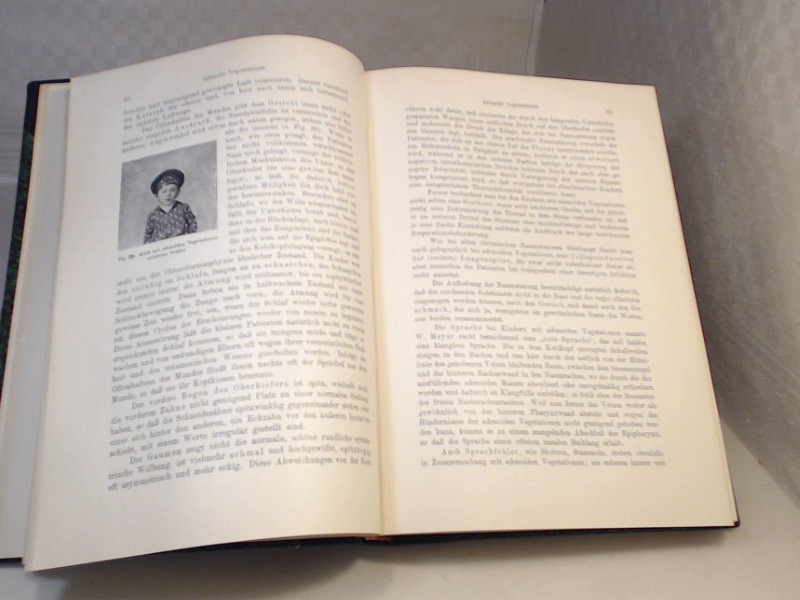 Pathologie und Therapie der Rachenkrankheiten (Rosenberg). Allgemeine ...