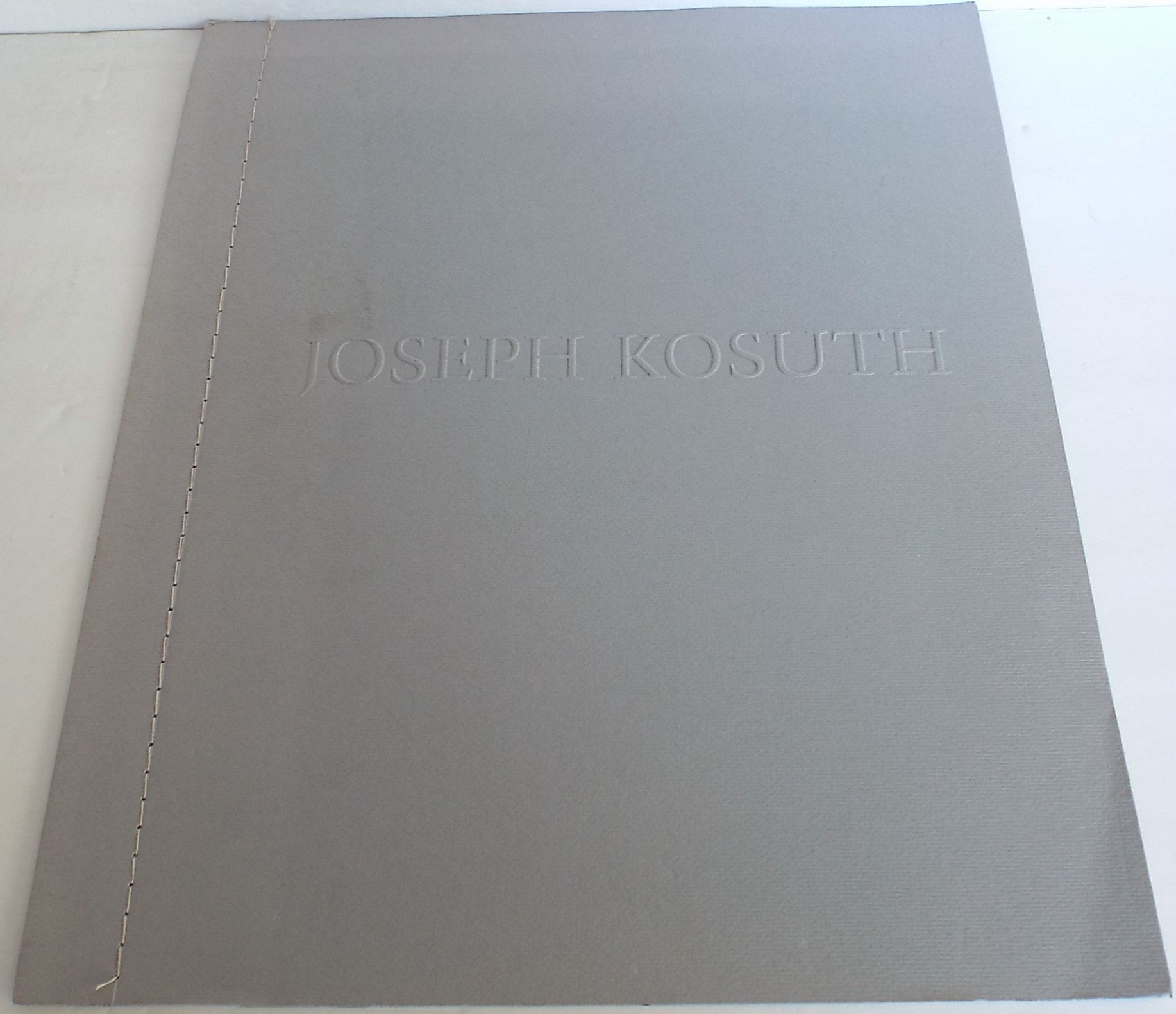 Joseph Kosuth Three Installations: 1970, 1979 and 1988 de Kosuth ...