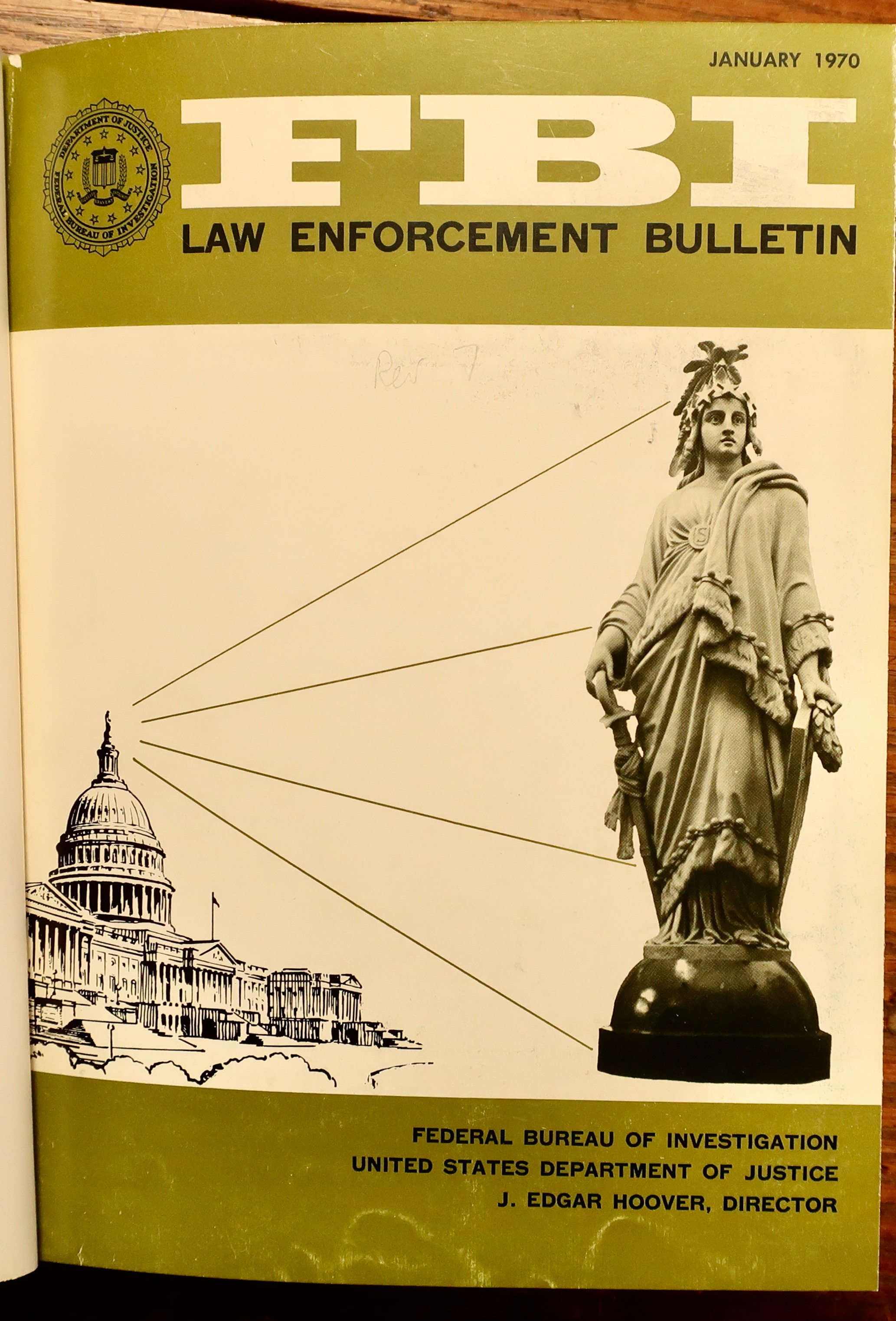 FBI [F.B.I.] LAW ENFORCEMENT BULLETIN - ALL 12 ISSUES FROM 1970 [VOL ...