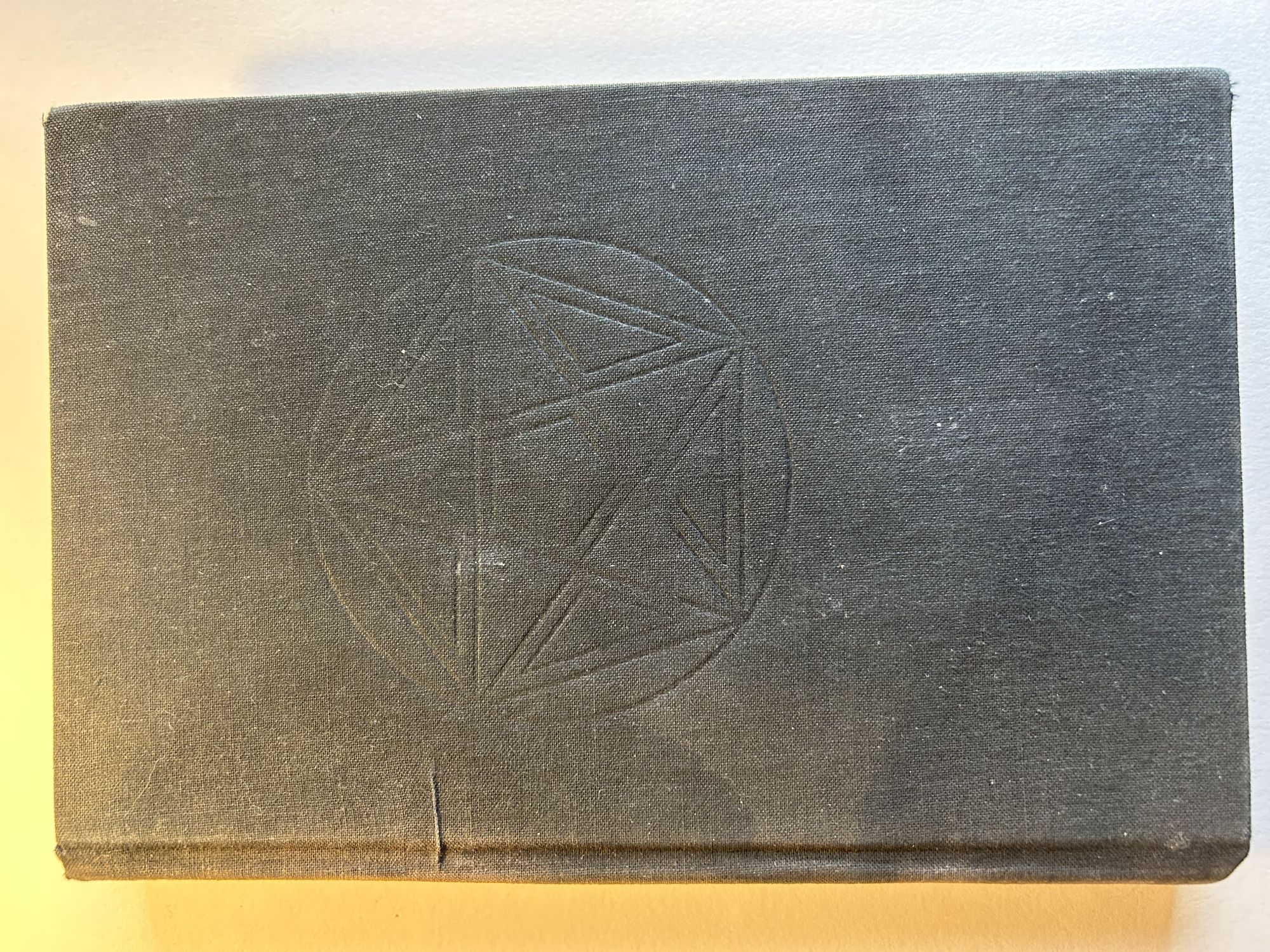 What Witches Do: The Modern Coven Revealed. with photographs by the ...