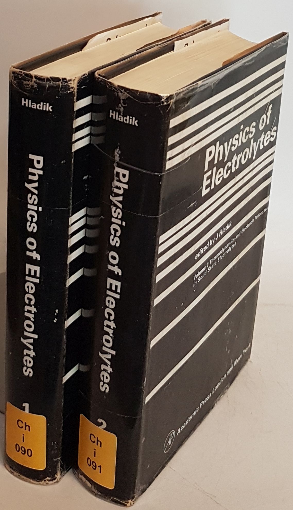 Physics of Electrolytes (2 vols.cpl./ 2 Bände KOMPLETT) - Vol.1 ...