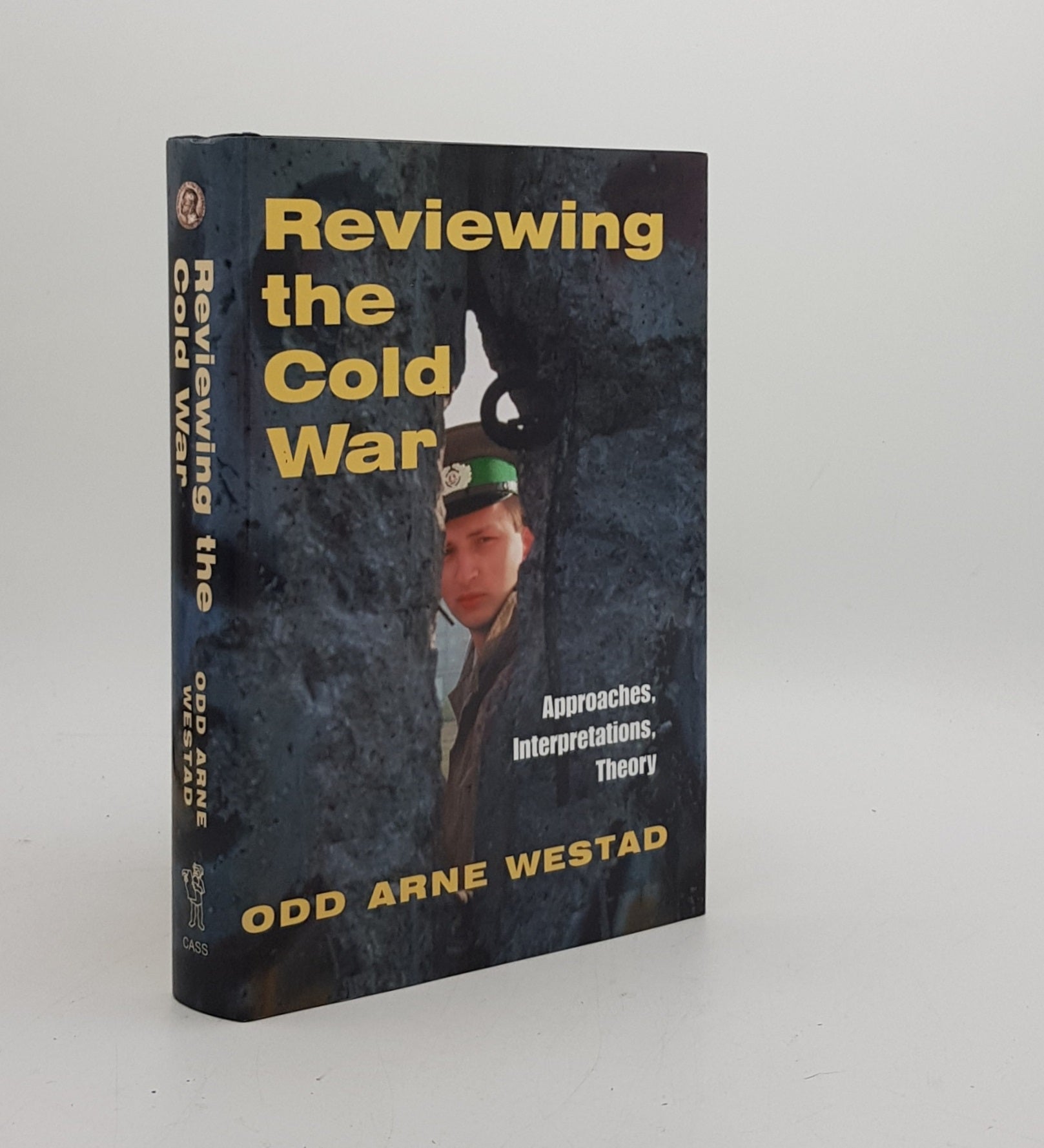REVIEWING THE COLD WAR Approaches Interpretations Theory von WESTAD Odd Arne | Rothwell ...