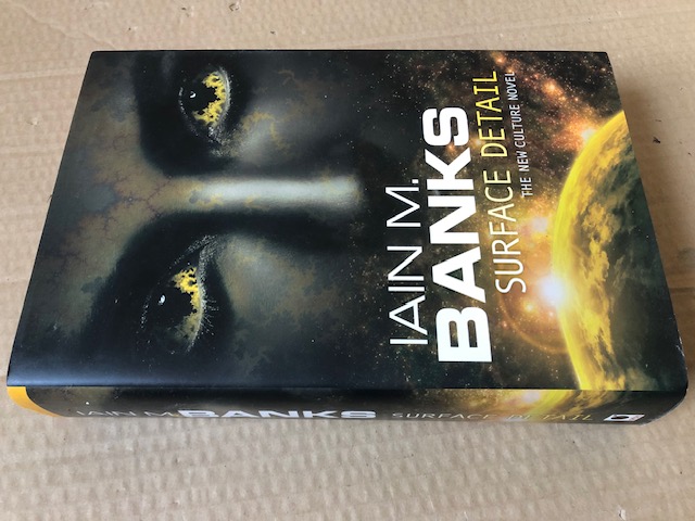 Surface Detail by Banks, Iain M.: Very Good Original Cloth (2010) First ...