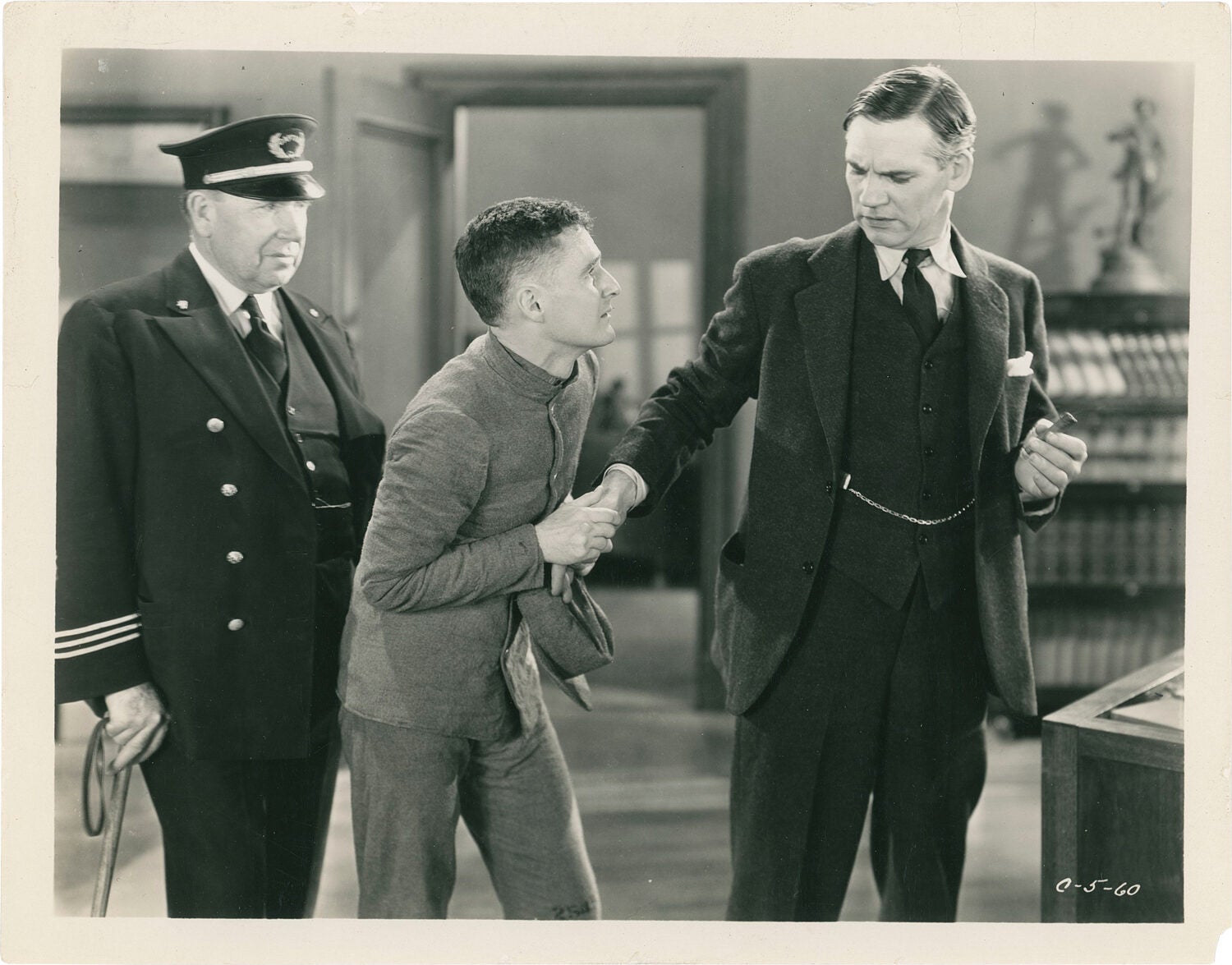 The Criminal Code (original photograph from the 1930 film) de Howard ...