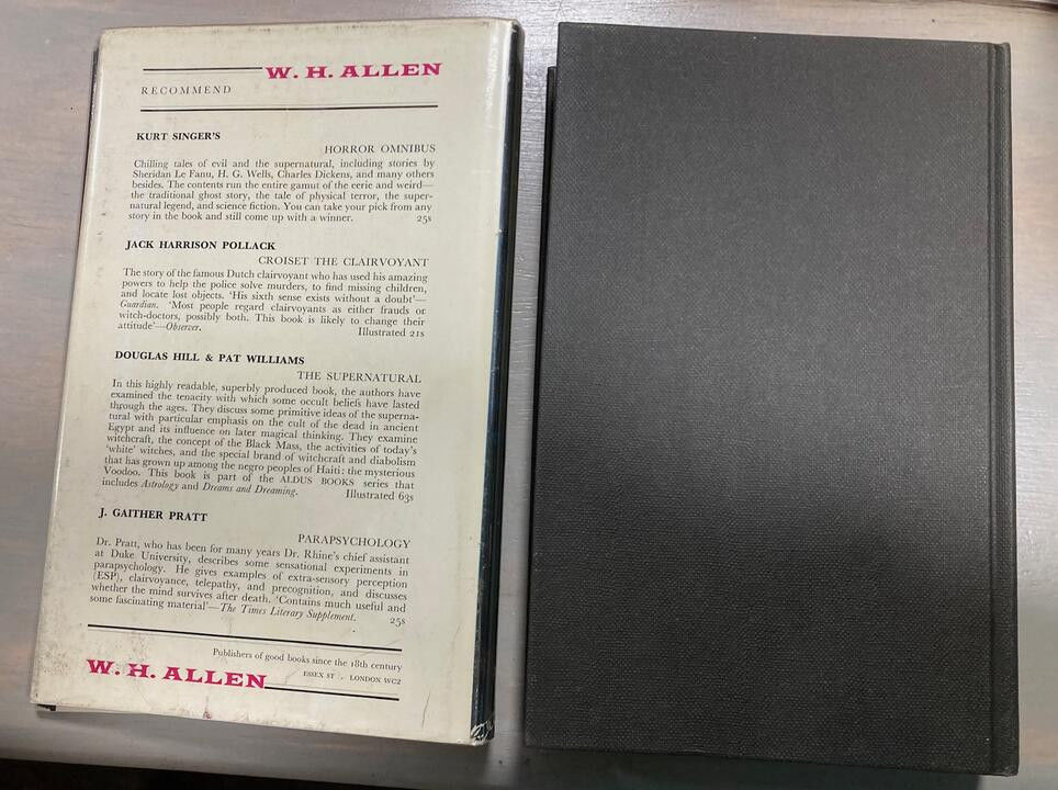 Kurt Singer's Ghost Omnibus by Singer, Kurt (editor); Robert Bloch ...