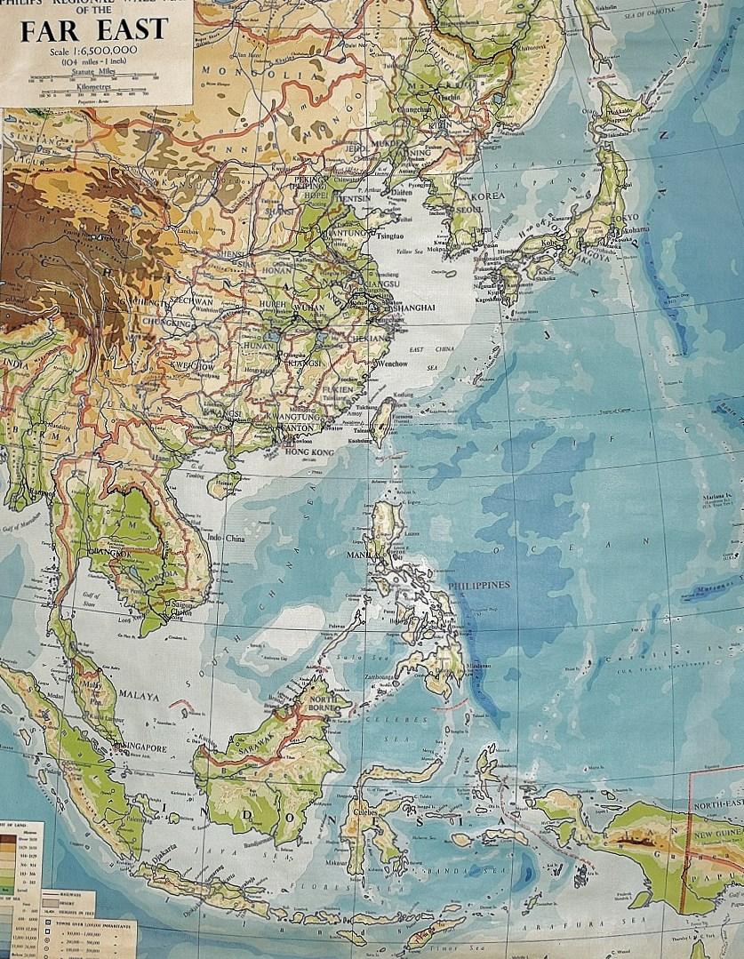 Philip's Regional Wall Map of the Far East (Large Pull Down Map) von ...