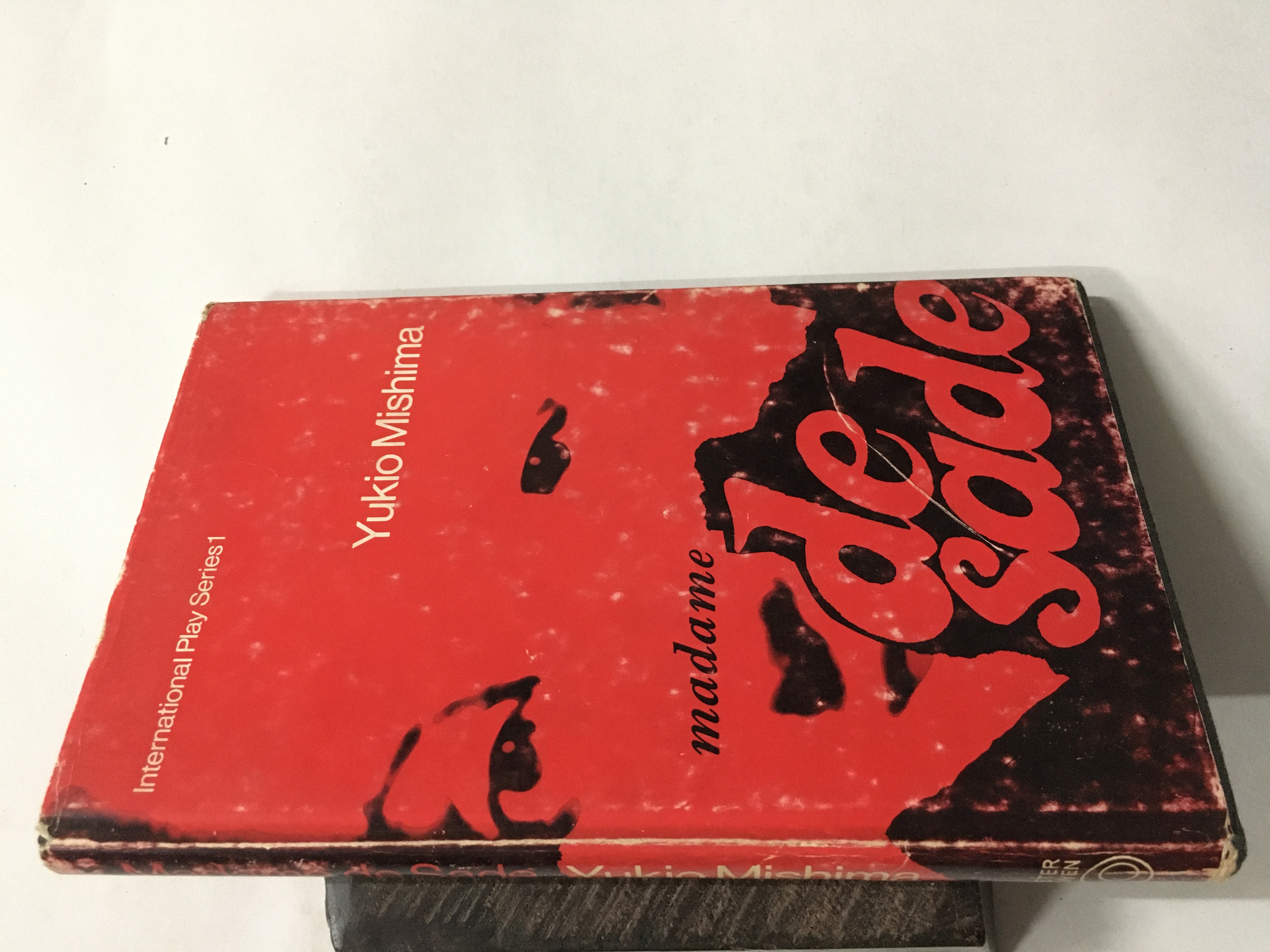 Madame De Sade. A Play Translated From The Japanese von Mishima, Yukio ...