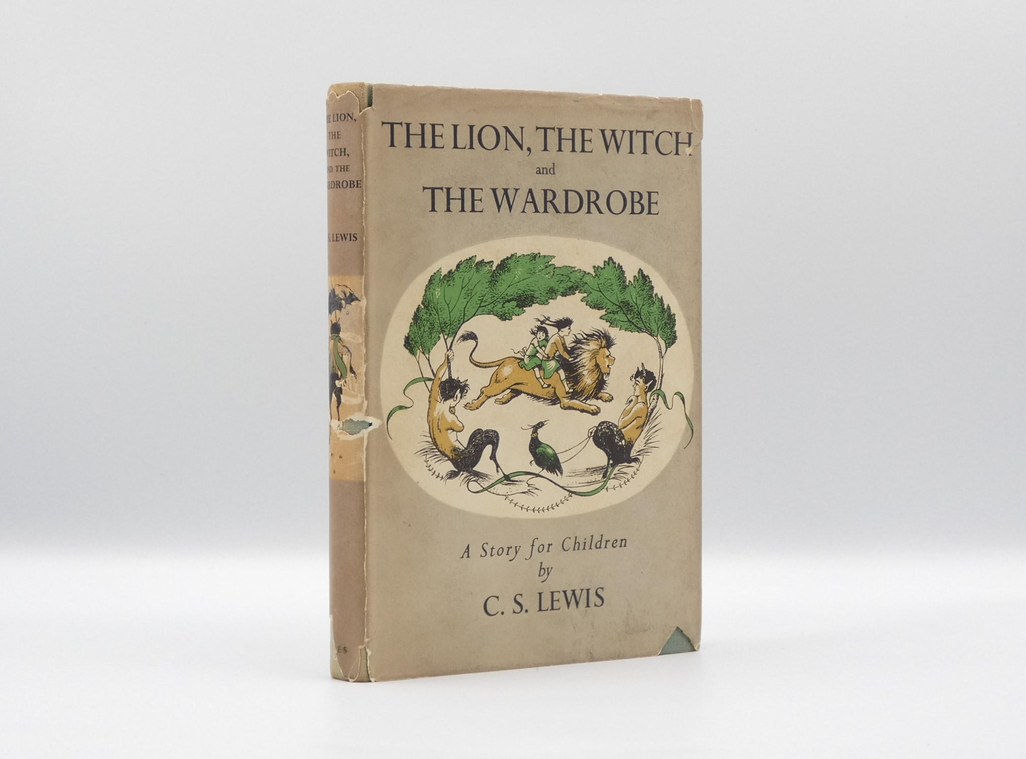 The Lion, The Witch And The Wardrobe by C S Lewis: Very Good Hardcover ...
