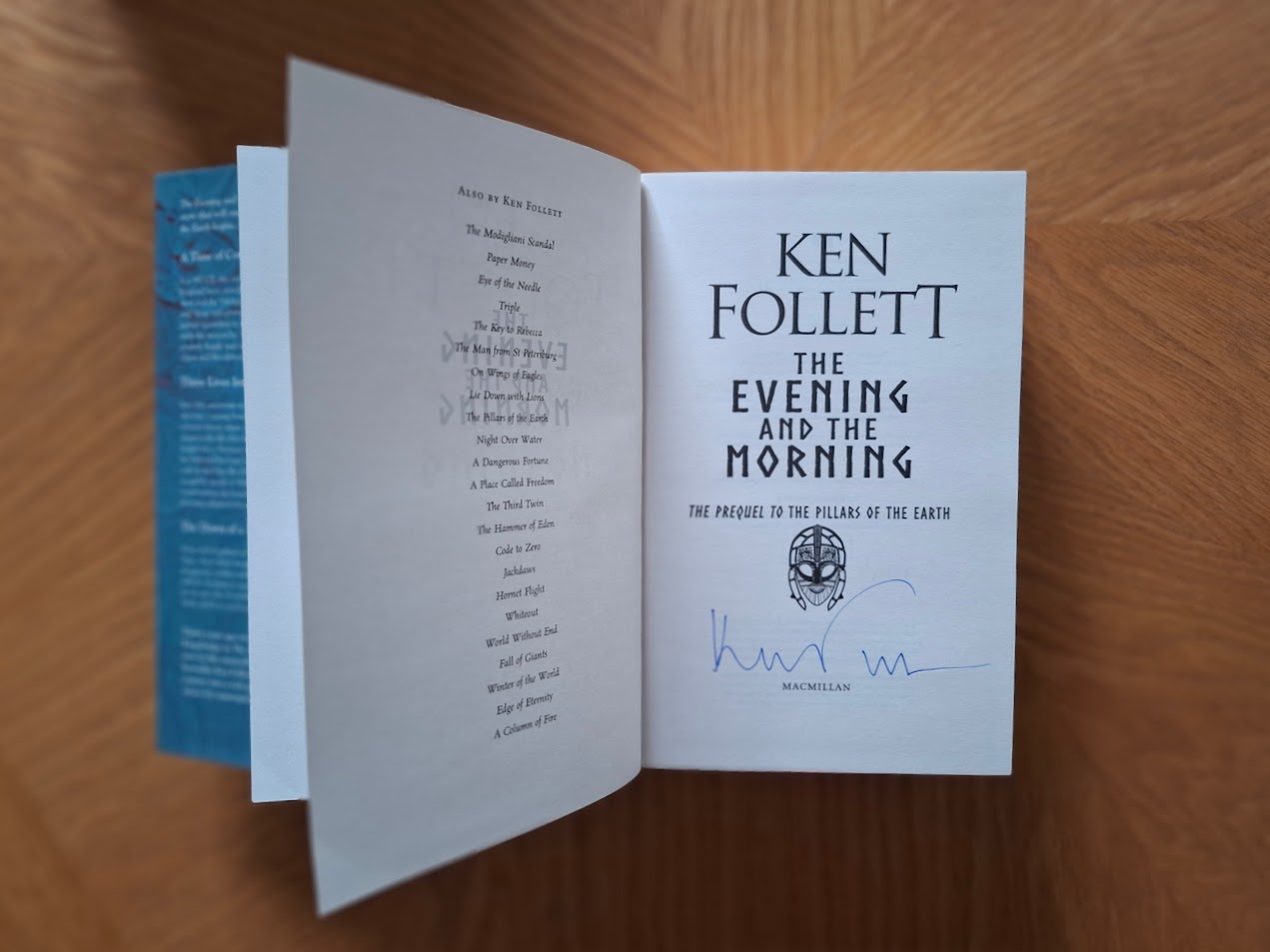 THE KINGSBRIDGE SERIES: THE PILLARS OF THE EARTH, WORLD WITHOUT END, A ...