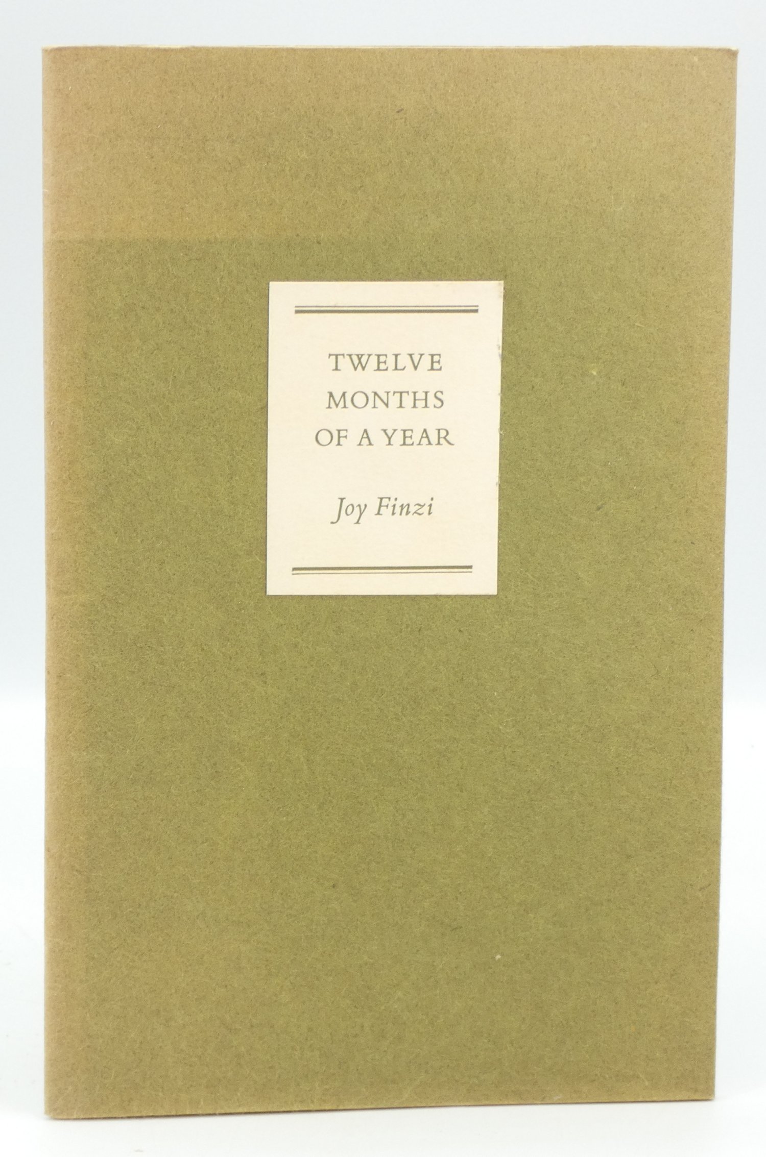 Twelve Months of a Year par Finzi, Joy: Very Good Paperback (1981 ...