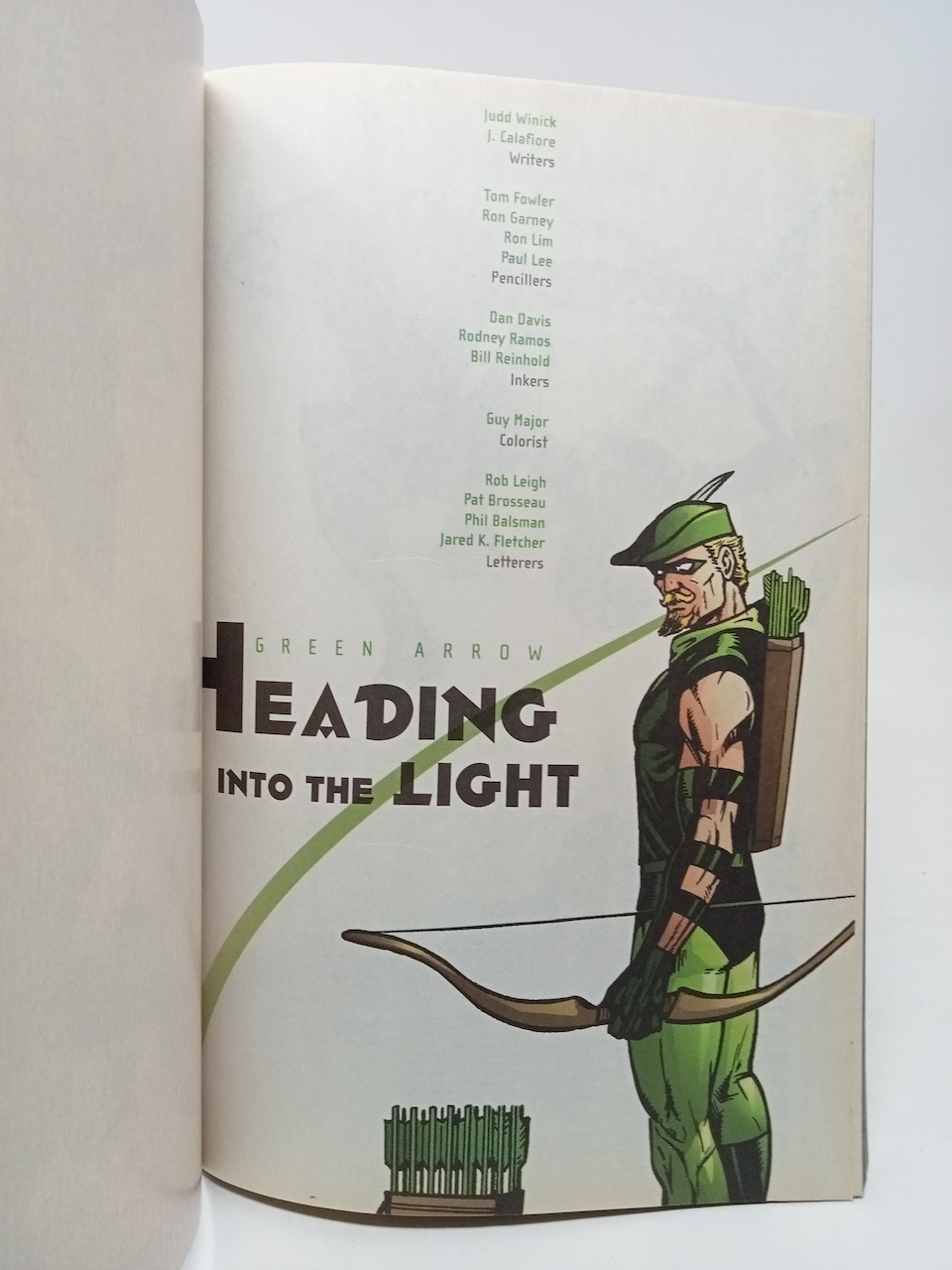 Green Arrow: Heading into the Light. de Judd Winick.: Fine (2006 ...