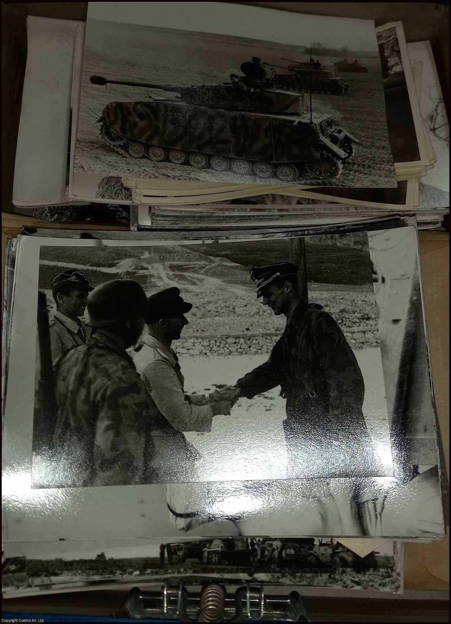 World War 2. Photograph Archive 2. A large unsorted collection of ...