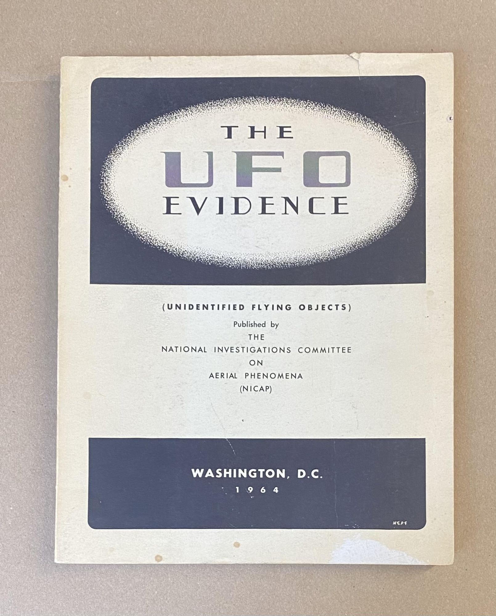 The UFO Evidence (Unidentified Flying Objects) de Hall, Richard H. (Ed ...