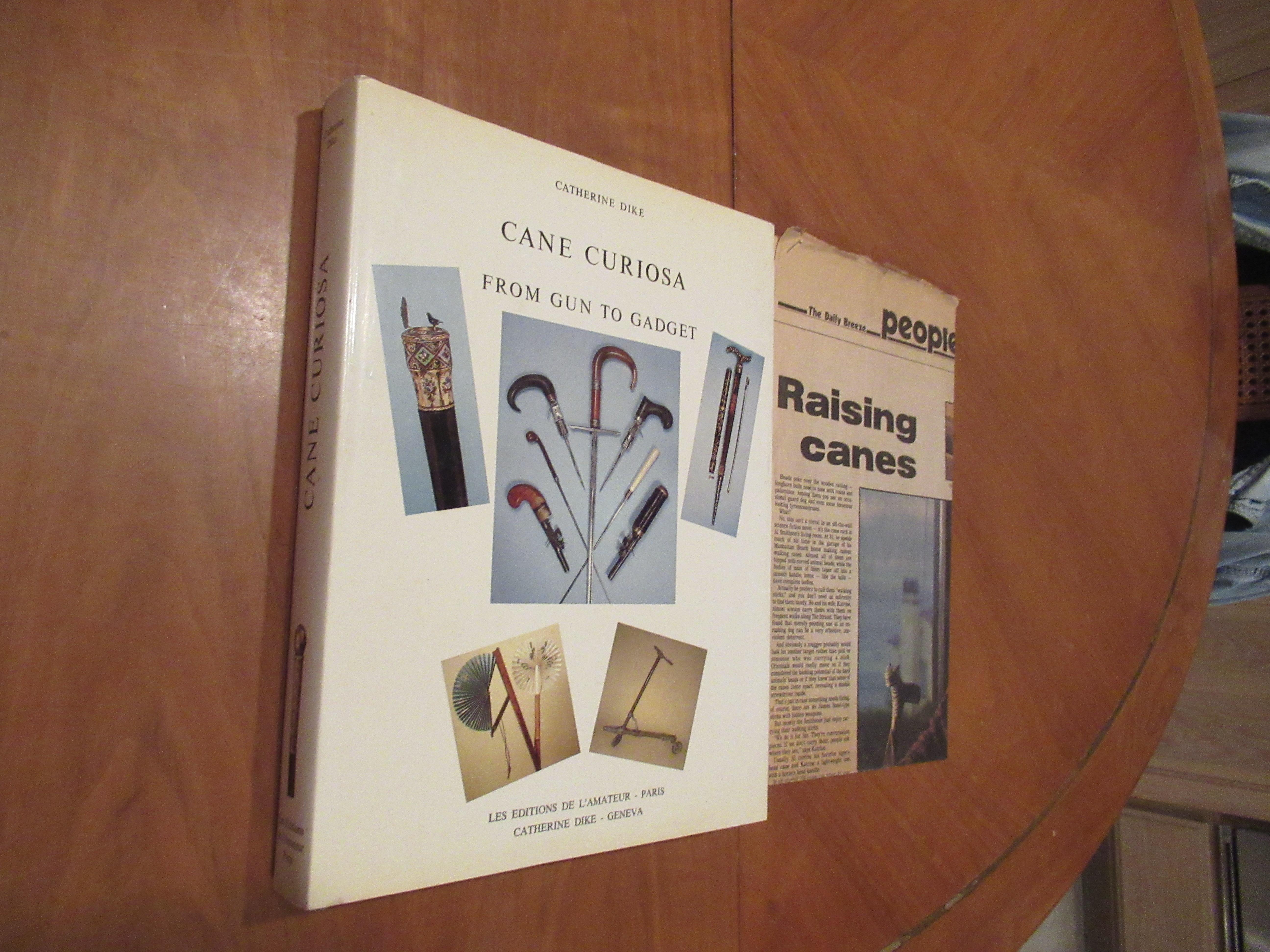 Cane Curiosa: From Gun To Gadget [Translation Of Les Cannes Systeme] by ...