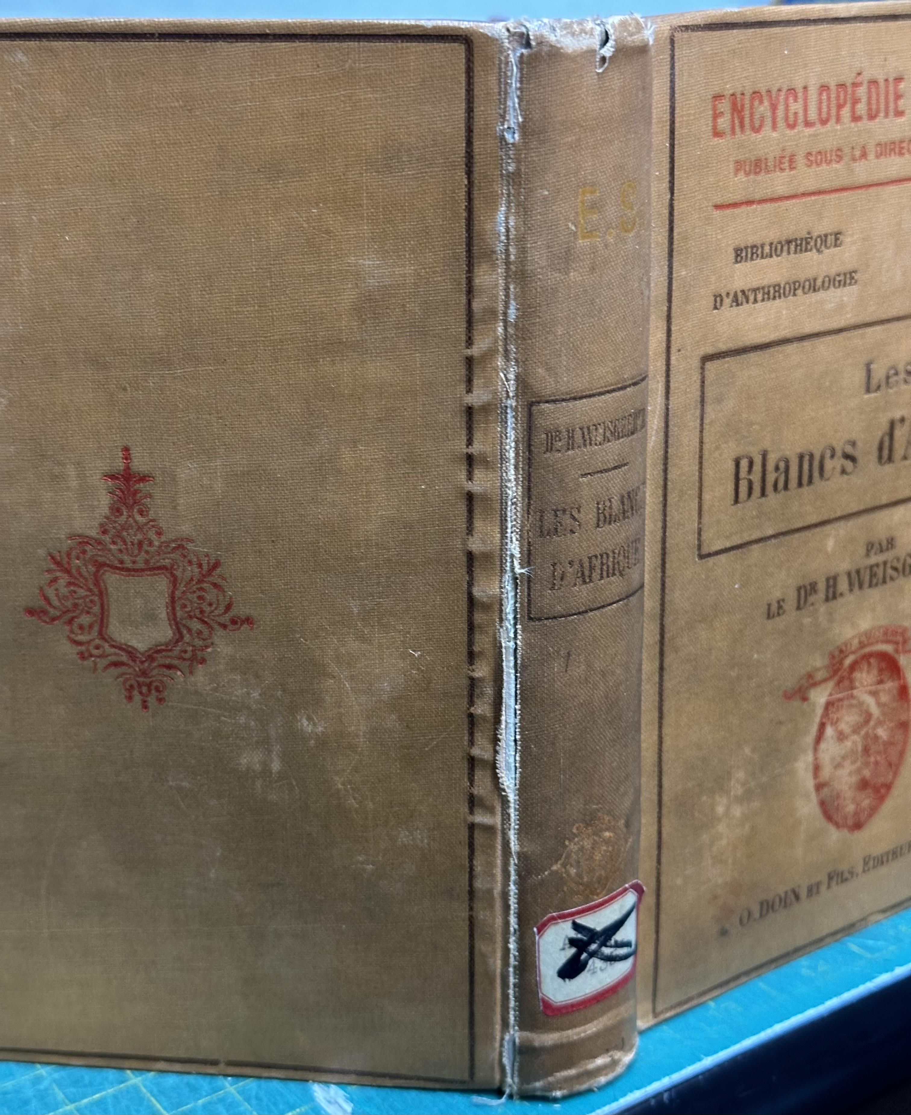 Les Blancs d'Afrique : Avec figures, cartes et photographies de types ...