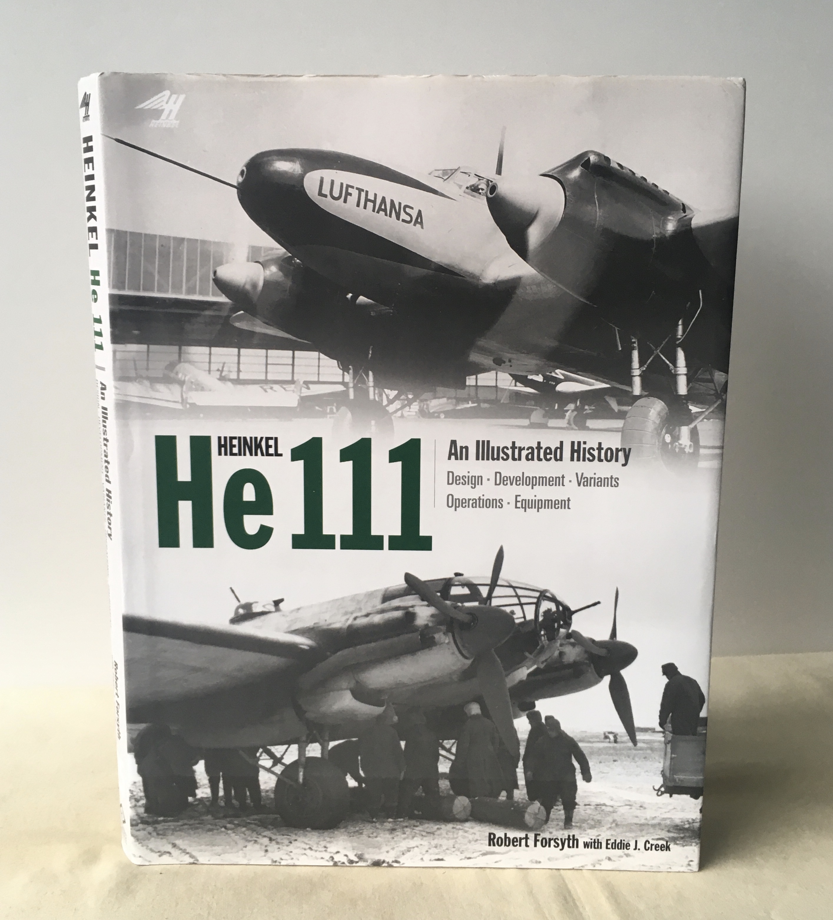 Heinkel He111: An Illustrated History: Design - Development - Variants ...