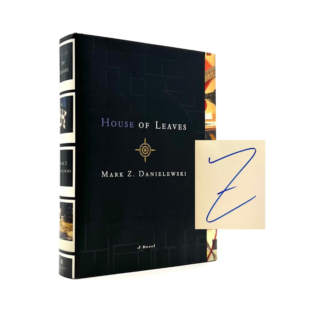 House of Leaves by Danielewski, Mark, Z.: Near Fine Publisher's ...