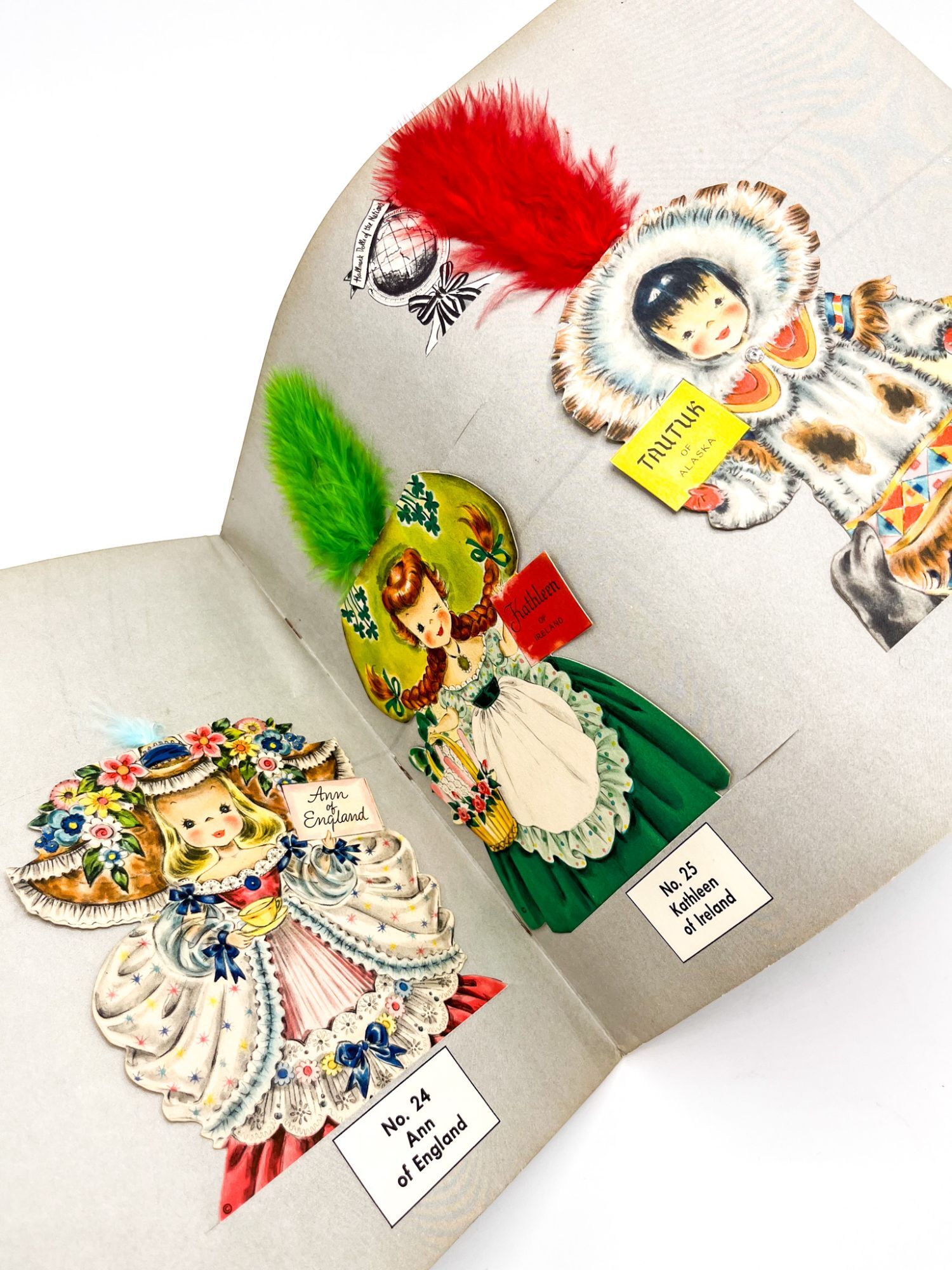 HALLMARK DOLLS COLLECTOR'S ALBUM: DOLLS OF THE NATIONS: Very good plus ...