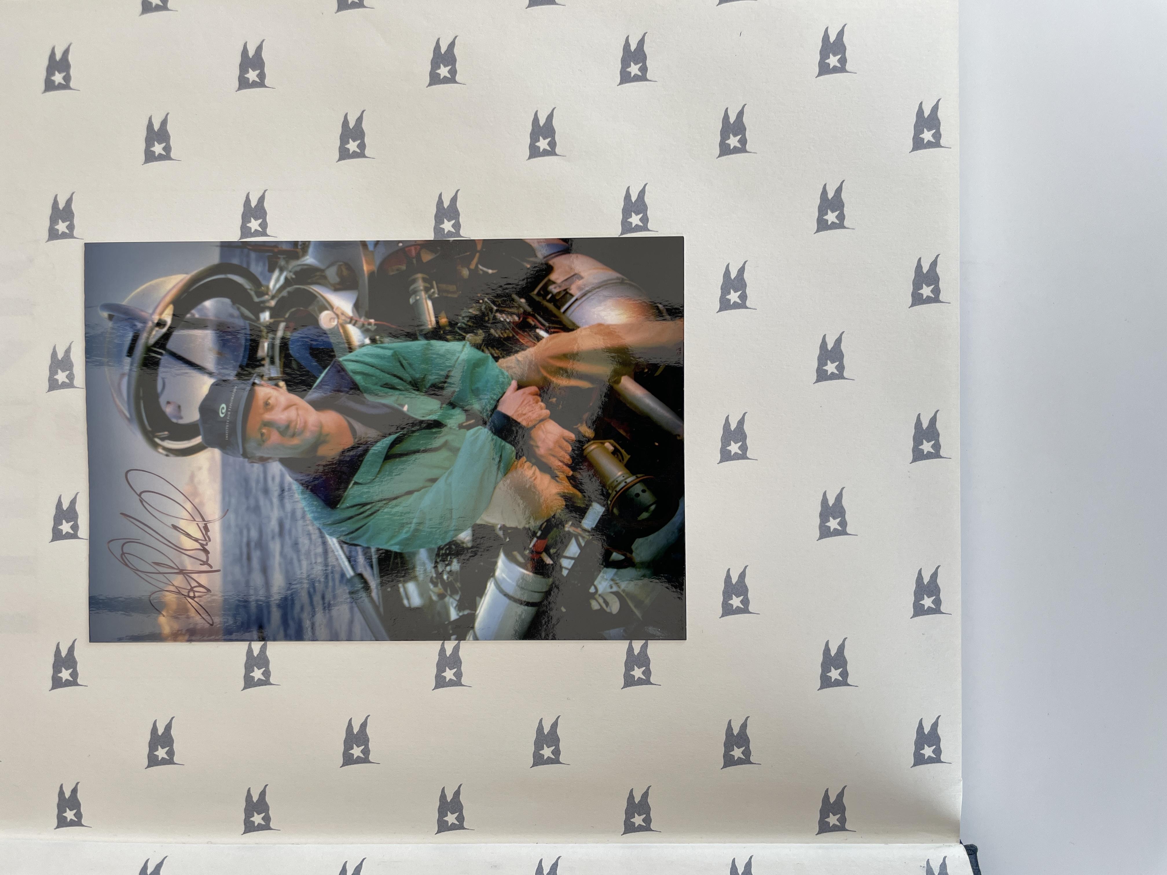 The Discovery of the Titanic - with SIGNED photograph of Robert Ballard ...