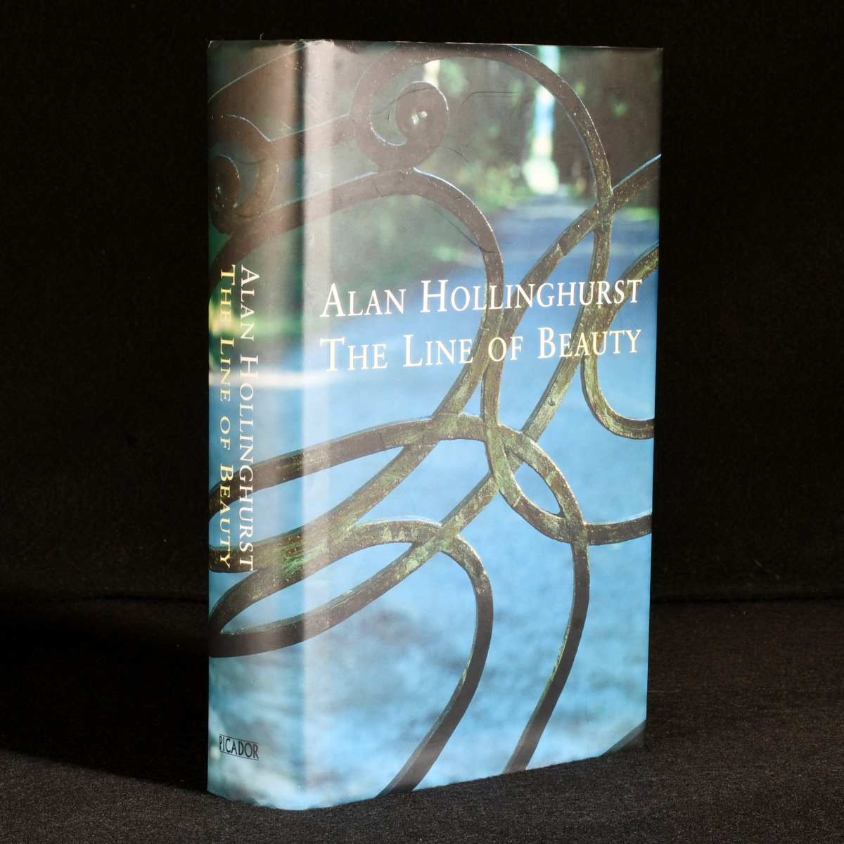 The Line of Beauty von Alan Hollinghurst: Fine Cloth (2004) First ...