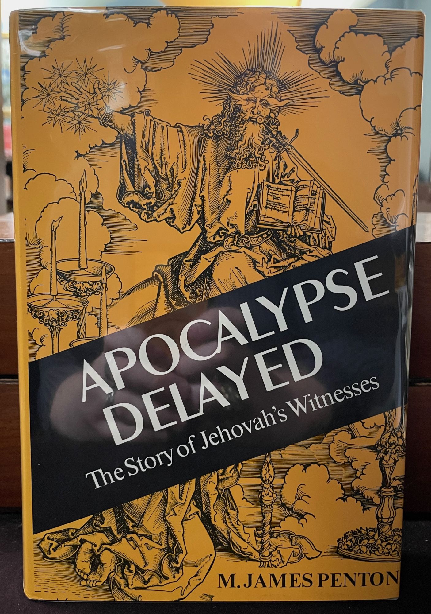 Apocalypse Delayed: The Story of Jehovah's Witnesses [FIRST EDITION] de ...