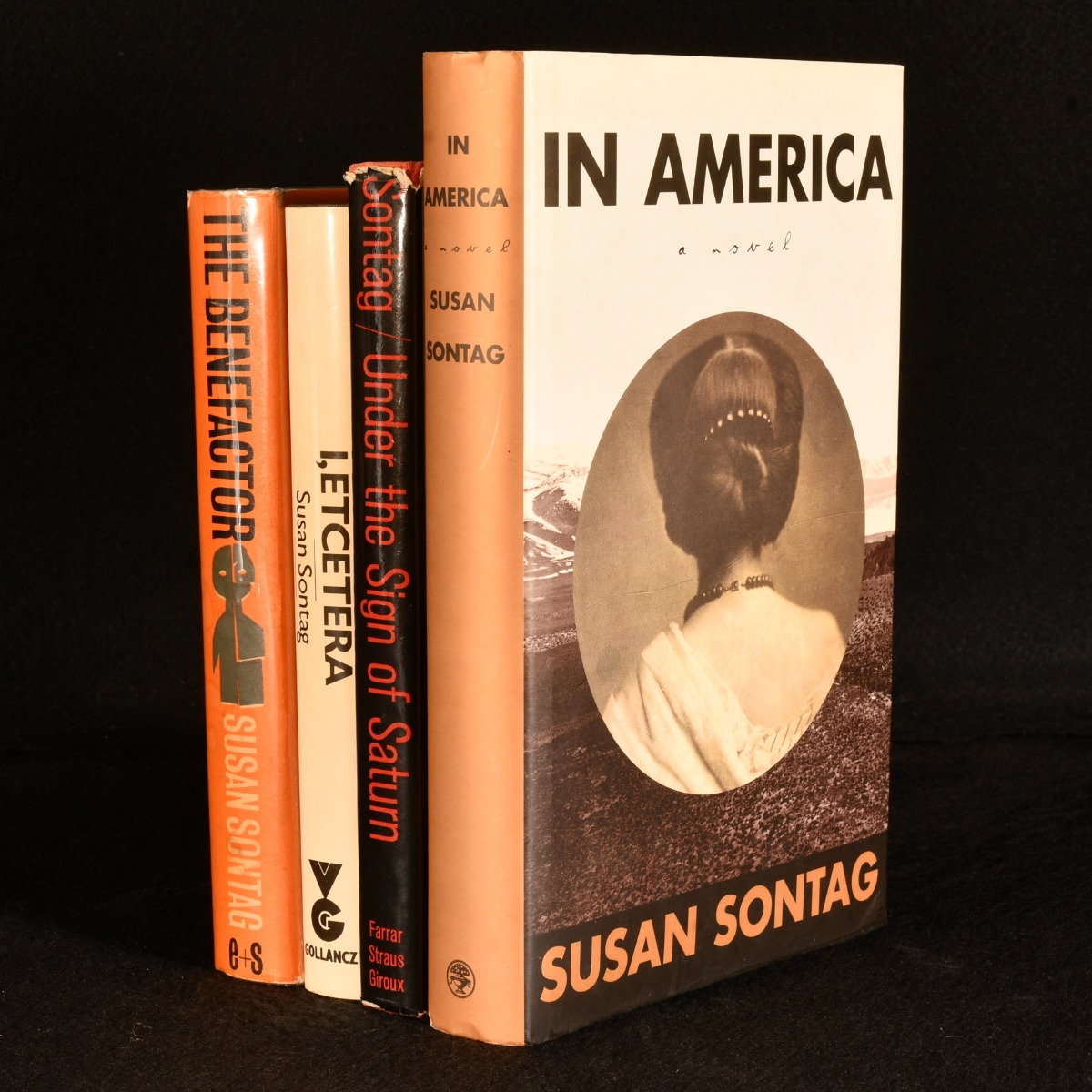 A Collection of Works by Susan Sontag von Susan Sontag: Near Fine Cloth ...