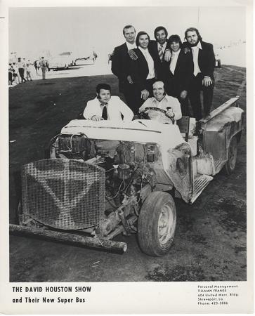 PROFESSIONAL PHOTOGRAPH OF THE DAVID HOUSTON SHOW AND THEIR NEW SUPER ...