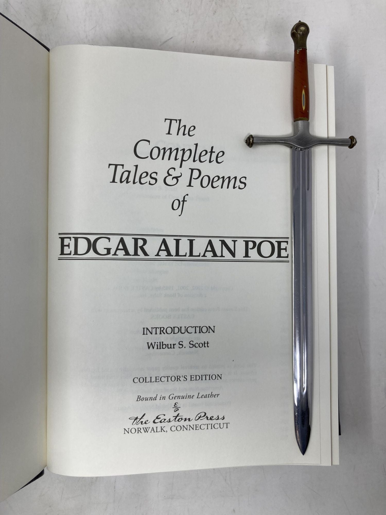 The Complete Tales & Poems of Edgar Allan Poe de Poe, Edgar Allan: Like ...