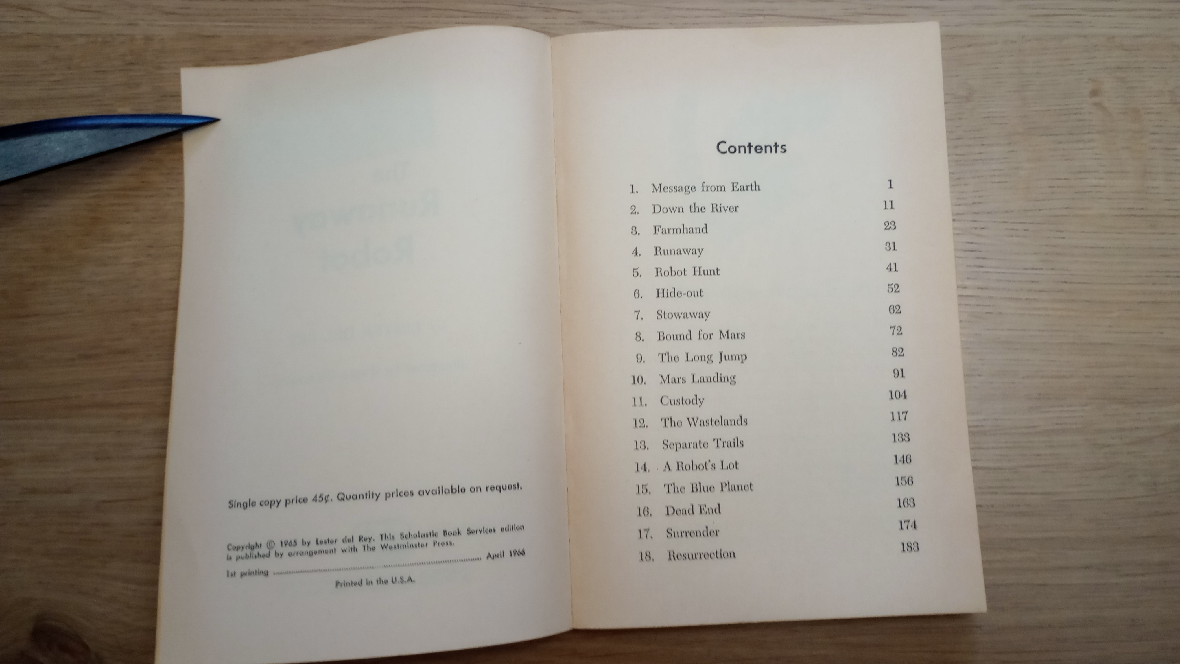 The Runaway Robot by Del Rey, Lester: Very Good Soft cover (1966) 1st ...