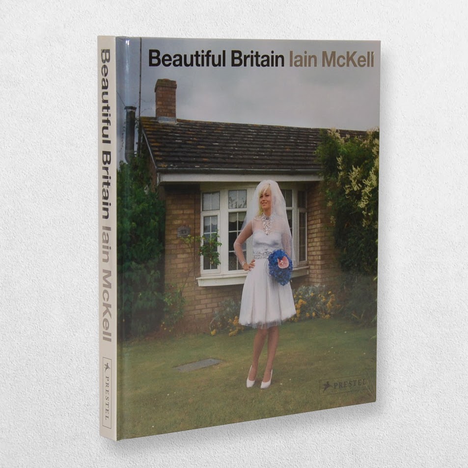 Beautiful Britain: Photographs from the 1970s to the Present von McKell ...