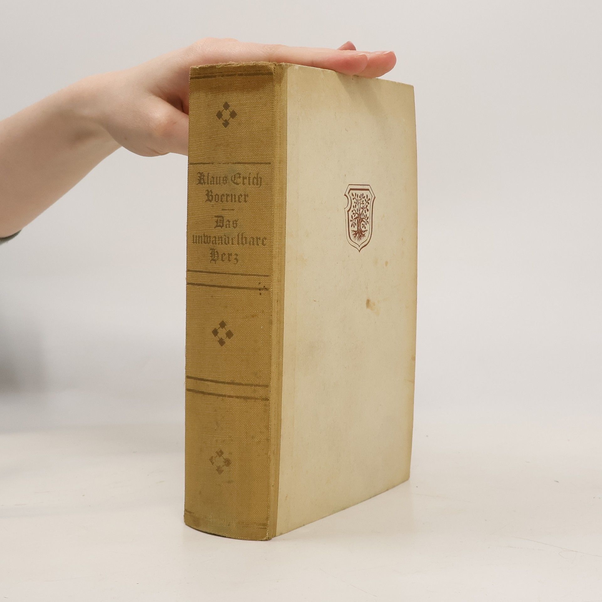 Das unwandelbare Herz von Klaus Erich Boerner: Poor | Bookbot