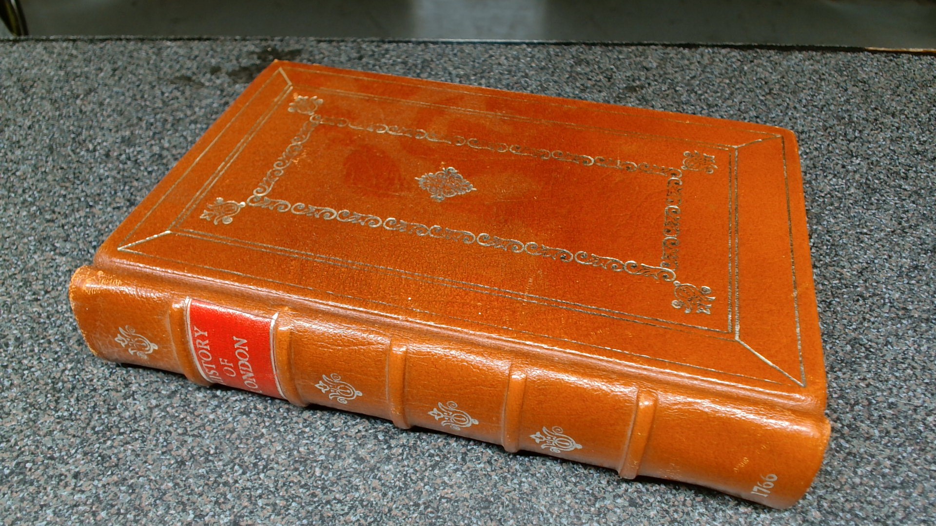 A New and Accurate History and Survey of London, Westminster, Southward ...