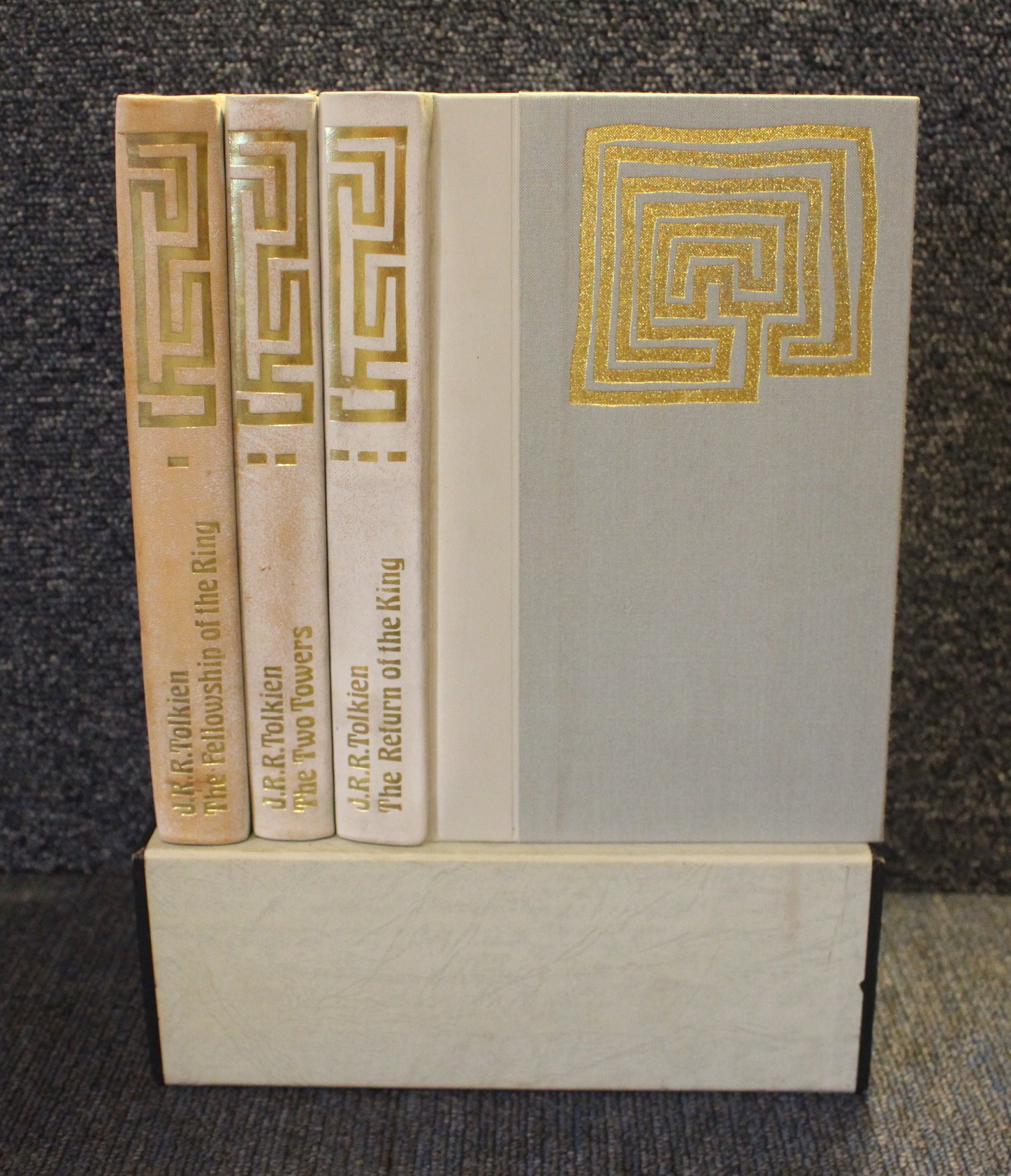 The Lord of the Rings : The Fellowship of the Ring, The Two Towers, The ...