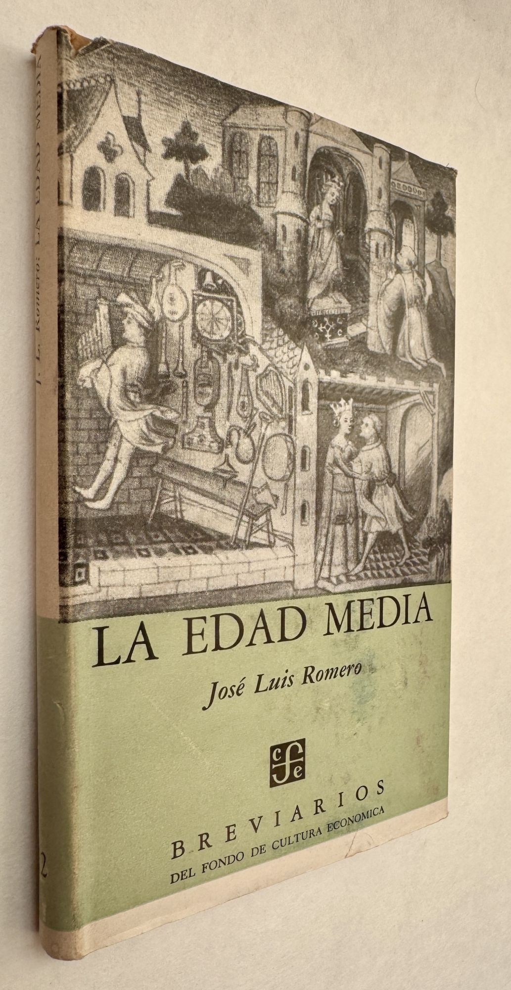 La Edad Media by Romero, Jos? Luis: Fine Hardcover (1949) 1. ed. | BIBLIOPE by Calvello Books