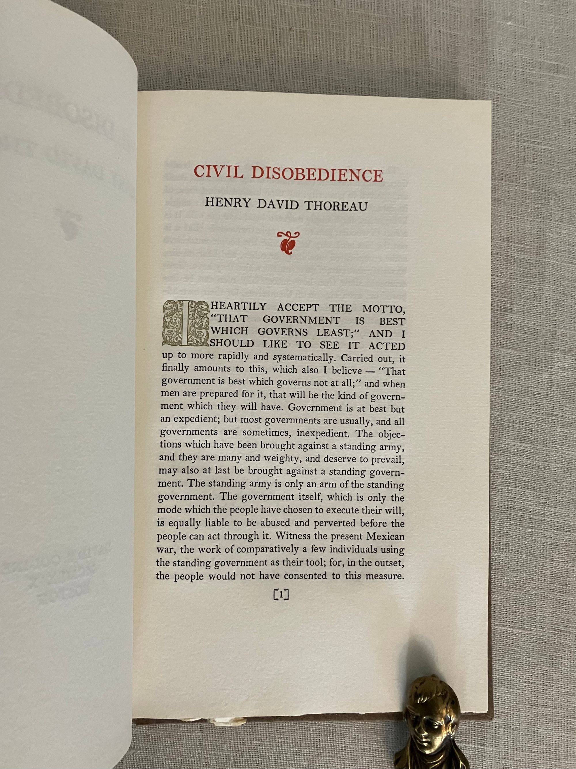 Civil Disobedience de Thoreau, Henry David: Fine Hard Cover (1969 ...