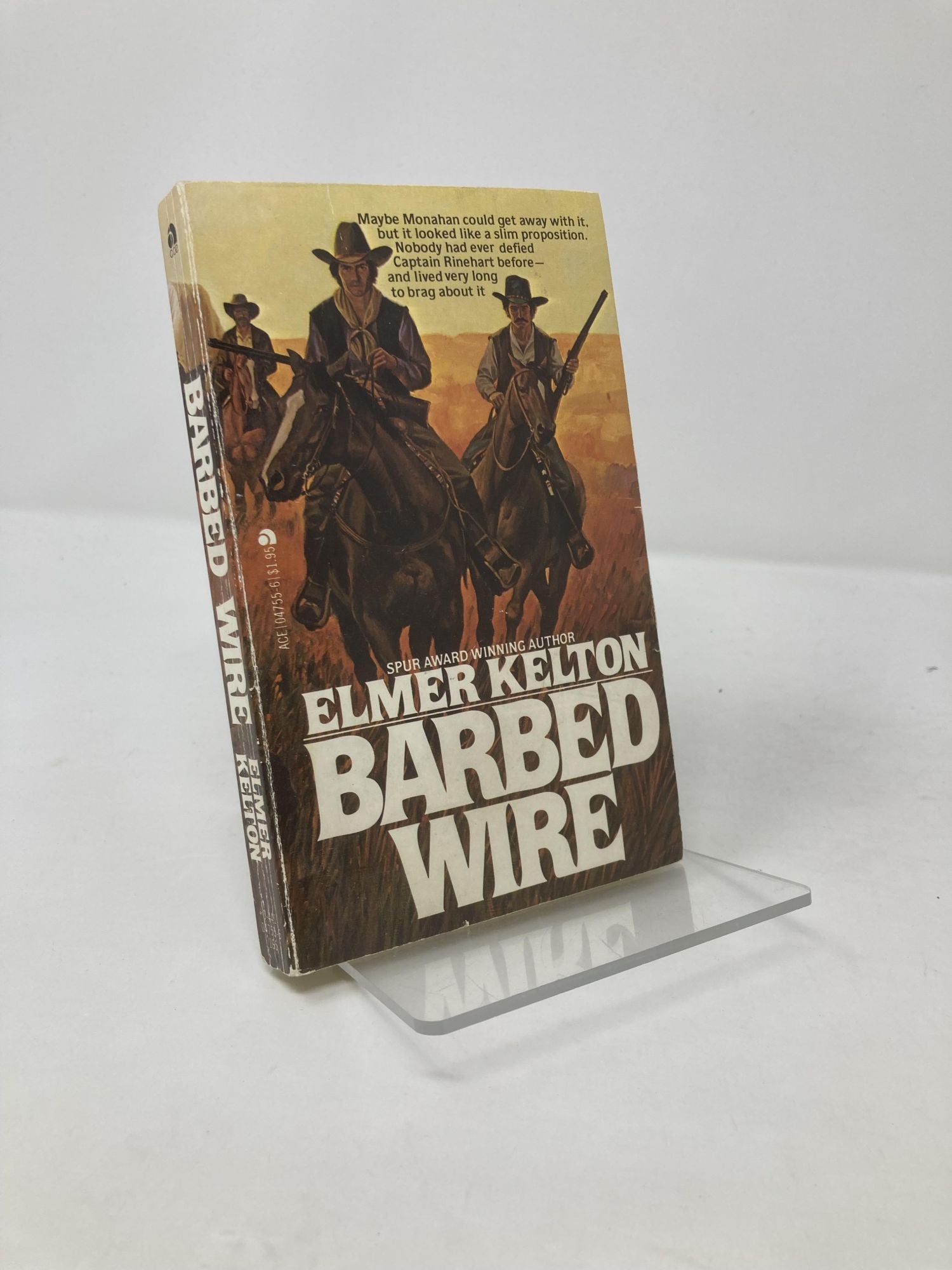 Barbed Wire von Kelton, Elmer: Very Good Mass Market Paperback (1957 ...